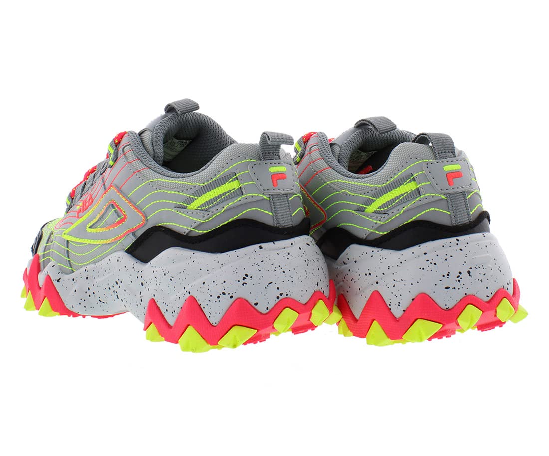 Fila Womens Oakmont TR Fitness Trail Running Shoes Gray 8 Medium (B,M)