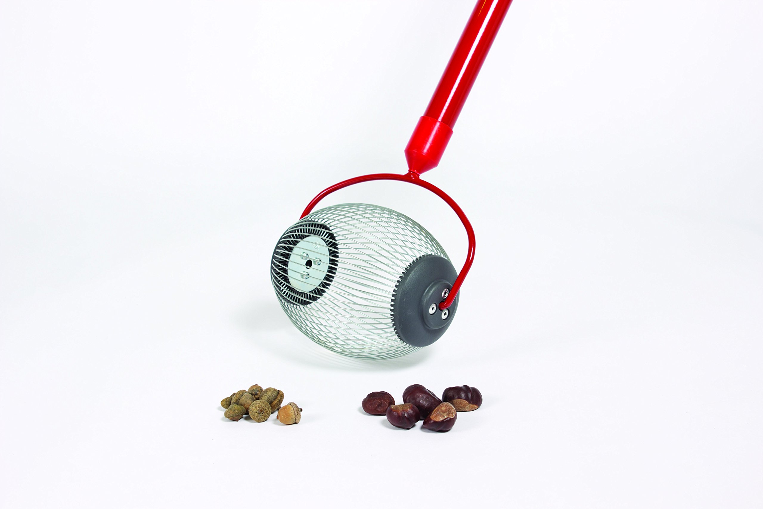 GARDEN WEASEL Nut Gatherer 95334 - Small Yard Roller - Pickup Acorns, Buckeyes, and More from 3/8β to 3/4"