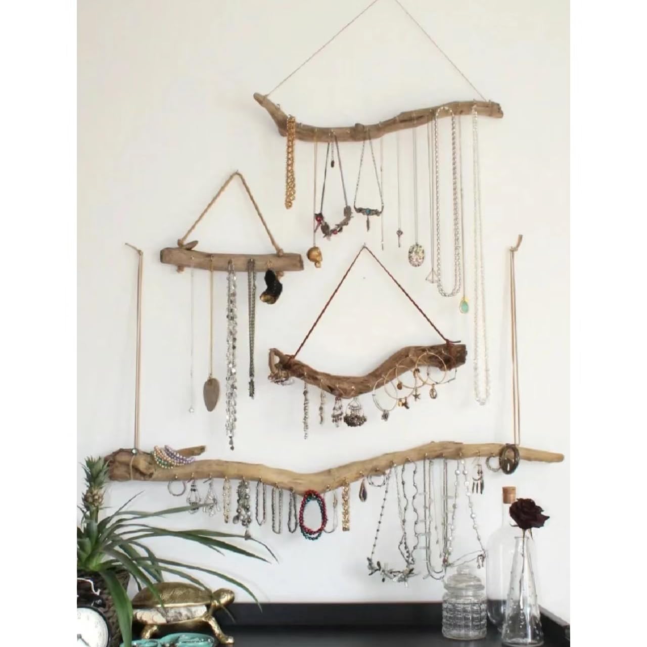 Qenk 2Pcs 15 Inch Natural Driftwood Decorative Branches Farmhouse Home Wall Hanging Decor Hanging Jewelry Organizers with 5 Hooks
