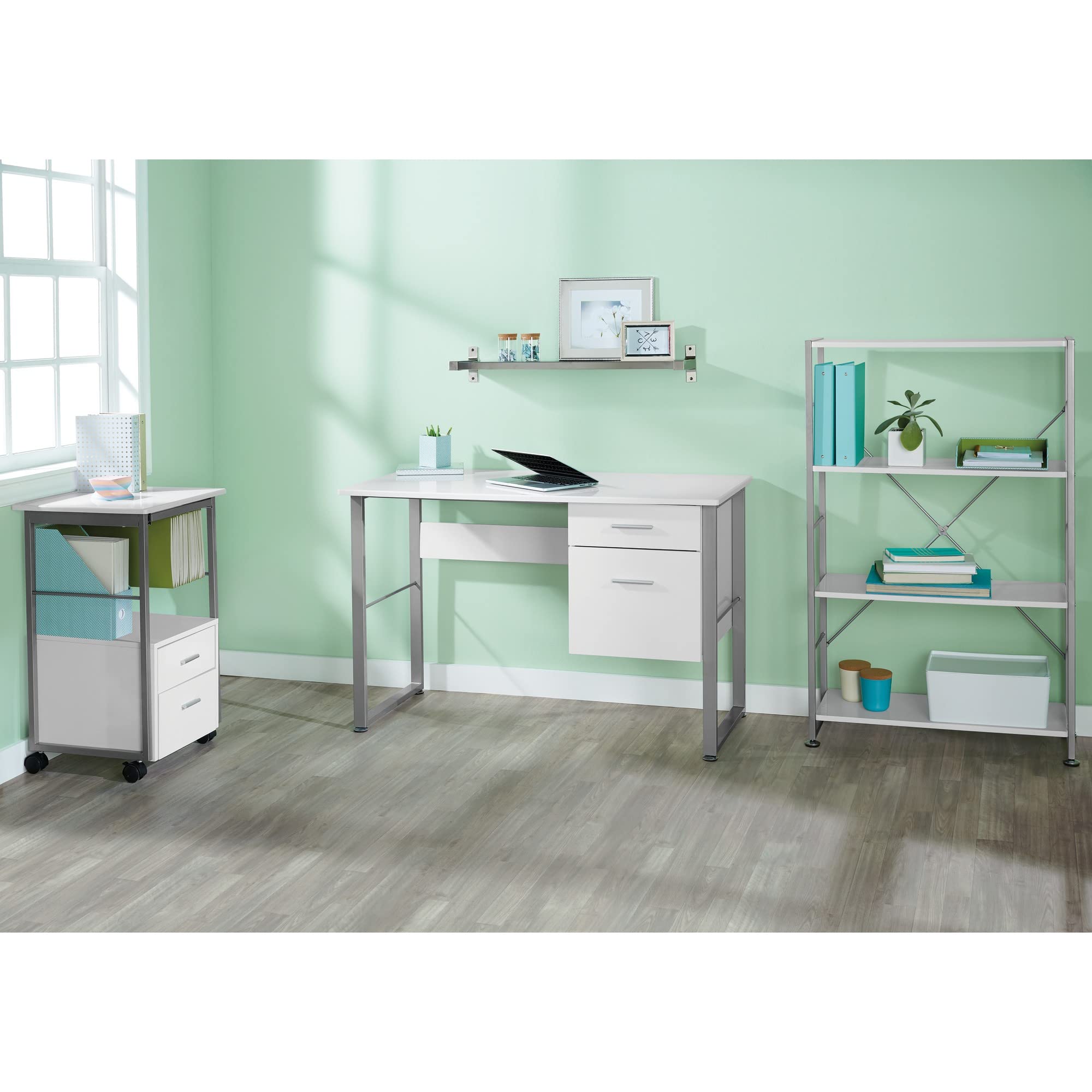 RealspaceĀ® Halton 48"W Computer Desk, White