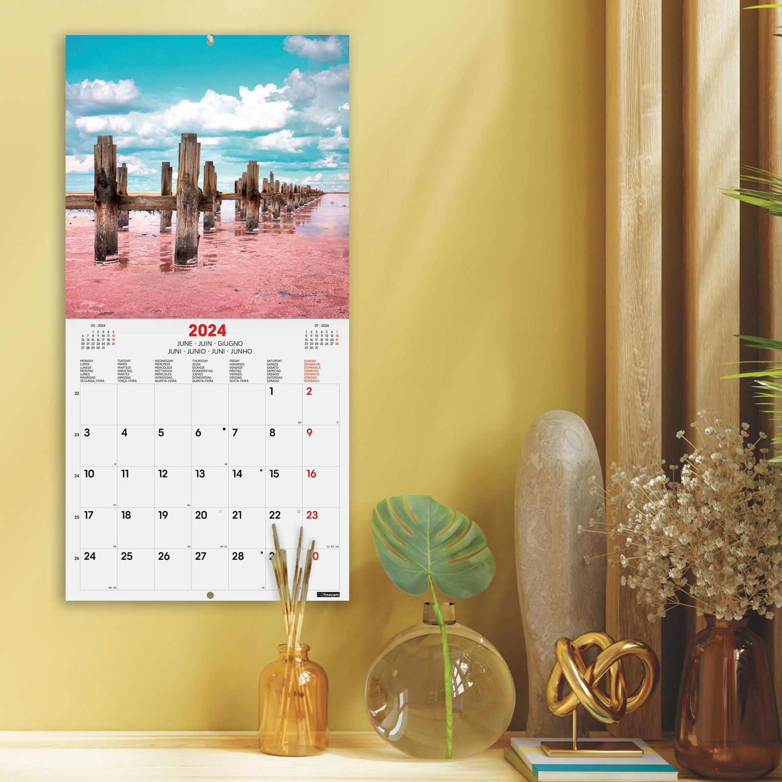 Finocam – Nature International Wall Photo Calendar 2024 January 2024 – December 2024 (12 months)