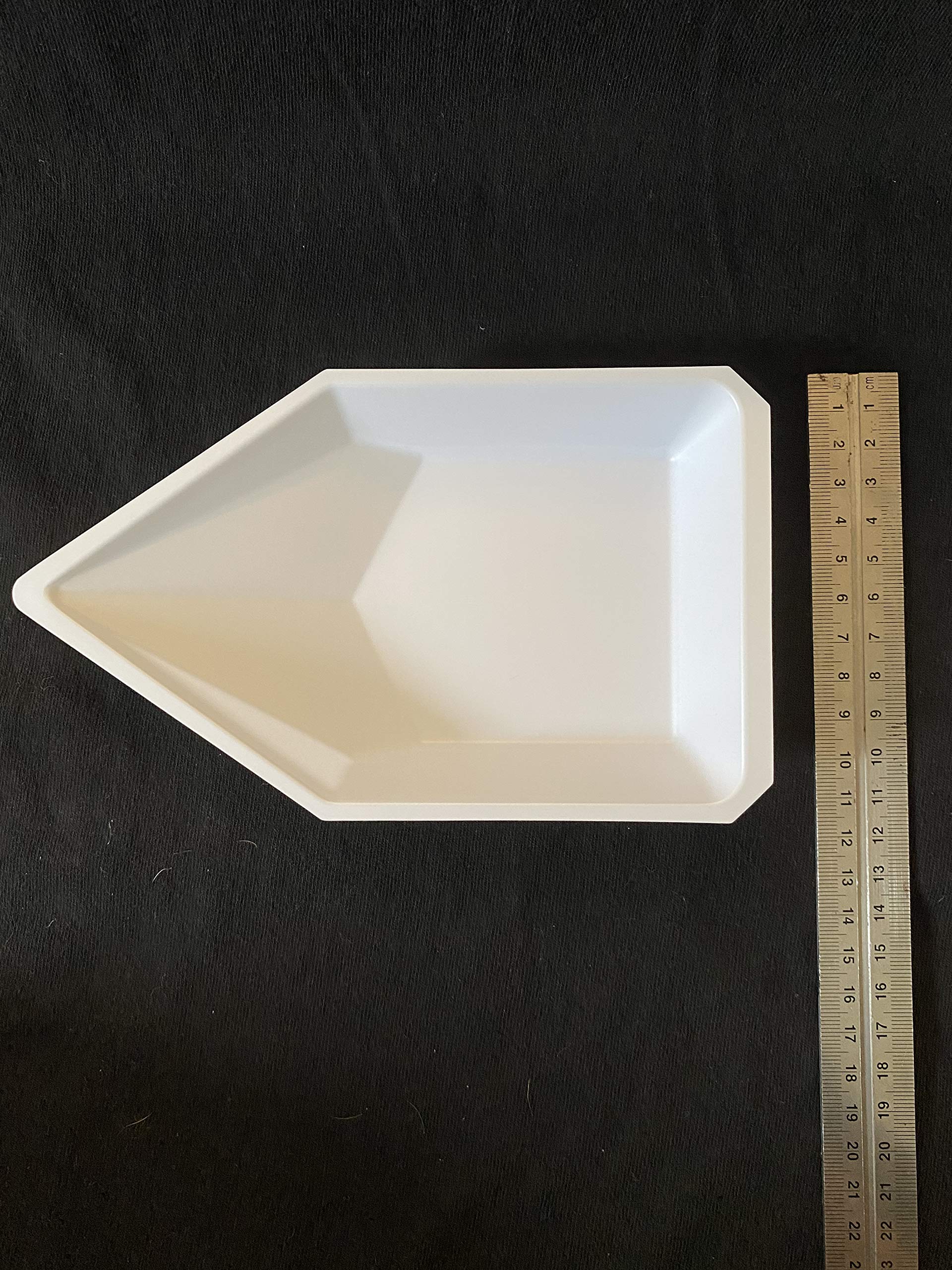 Pour Boats, W-P108-WH-50, 108mm, Large, White, Pack of 50