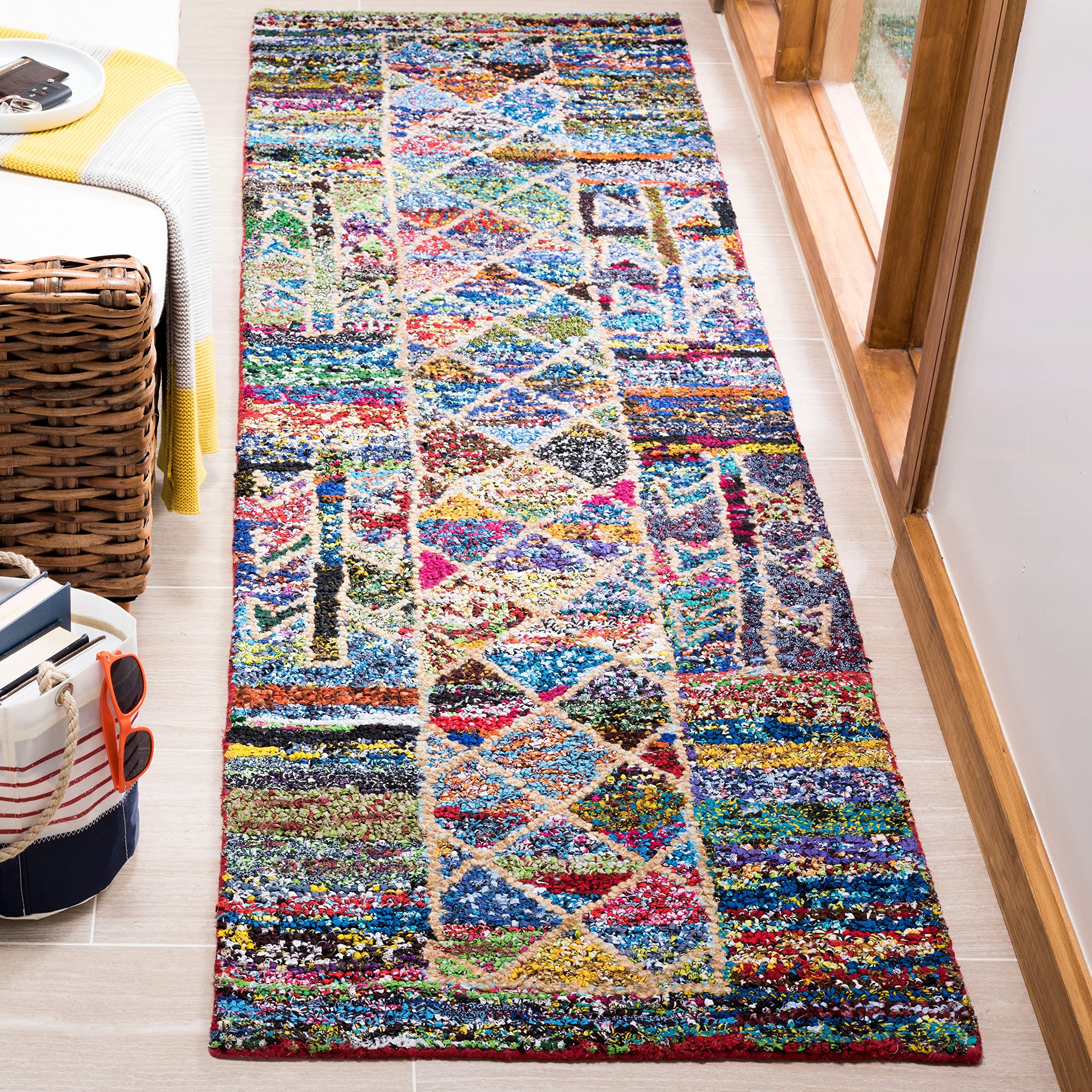 SAFAVIEH Nantucket Collection Area Rug - 8' x 10', Multi, Handmade Boho Cotton, Ideal for High Traffic Areas in Living Room, Bedroom (NAN402A)