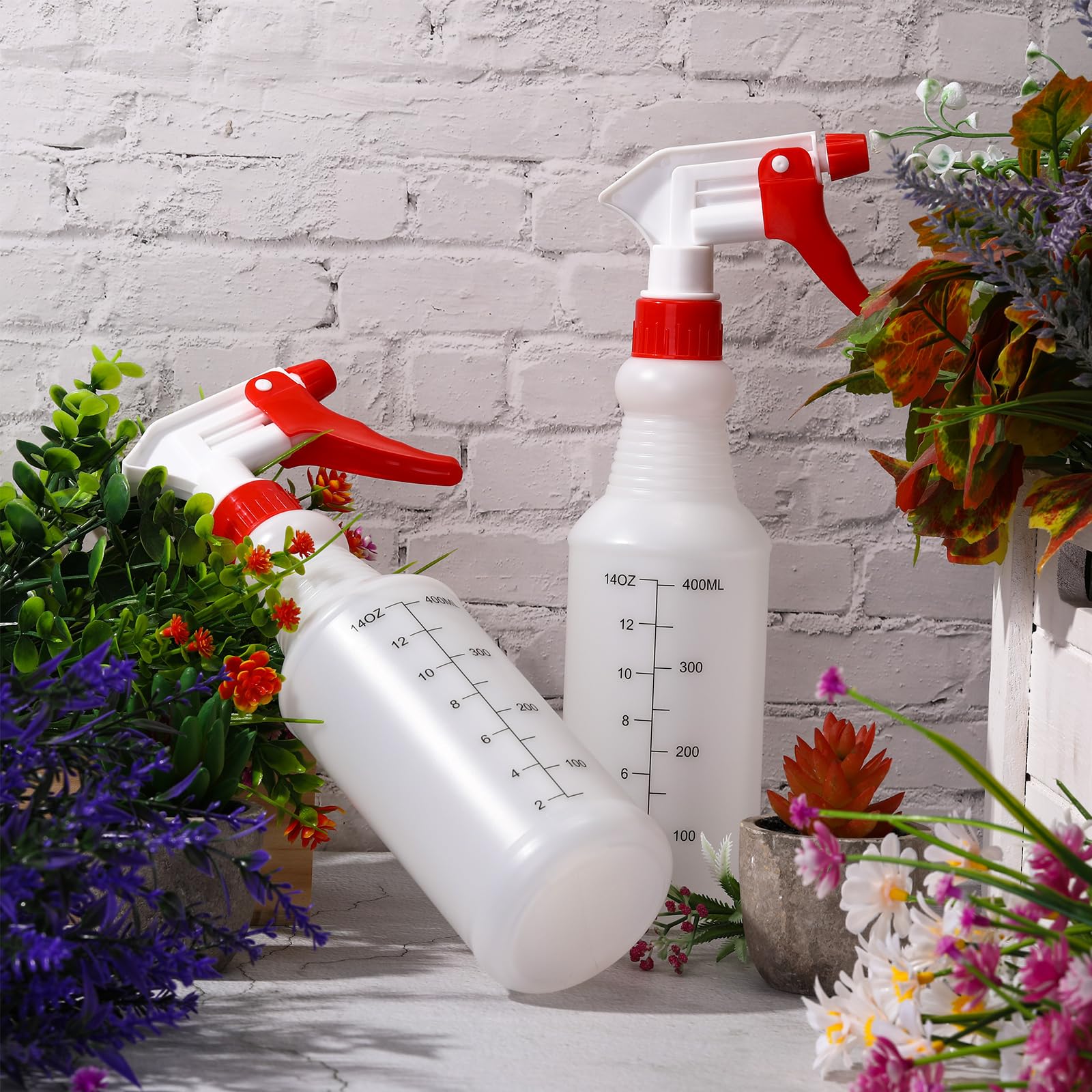 Kigley 32 Pcs 16 oz Plastic Spray Bottle with Measurement Refillable Squirt Bottle Empty Water Spray Bottle for Cleaning(Red)