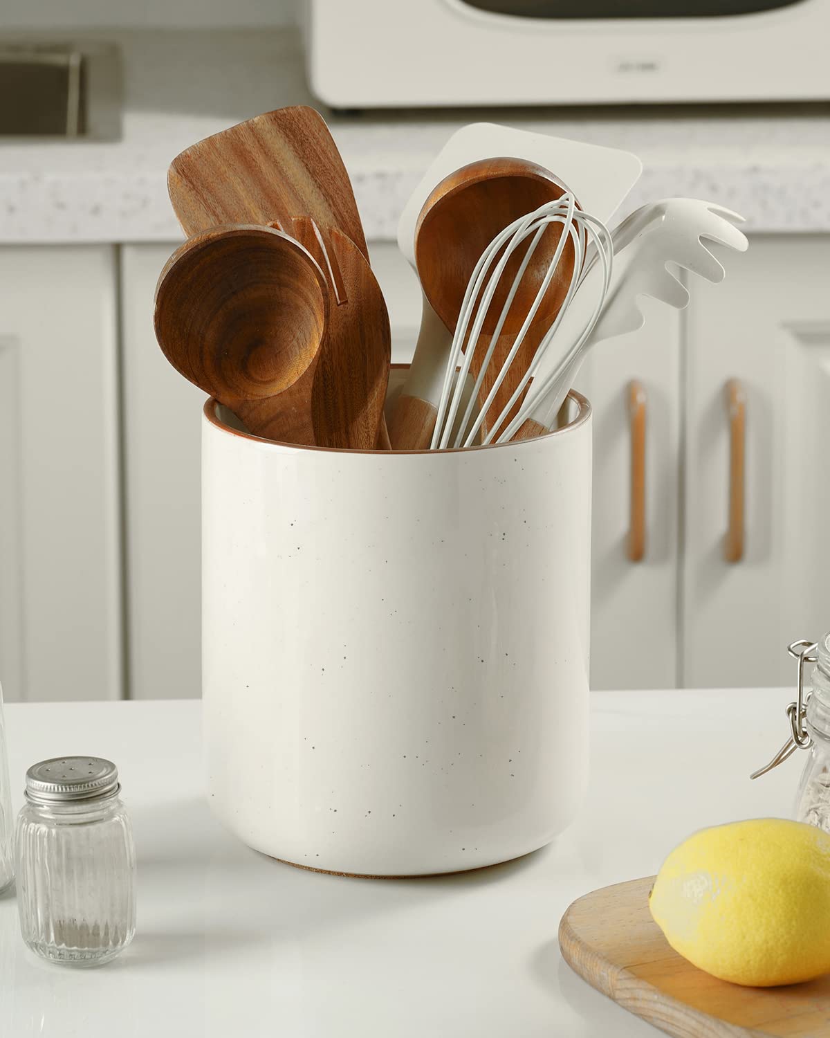 getstar Kitchen Utensil Holder, Large Ceramic Cooking Utensil Holder (H7.2” x W6.2”) for Kitchen Counter with Cork Mat at Bottom, Farmhouse Kitchen Decor