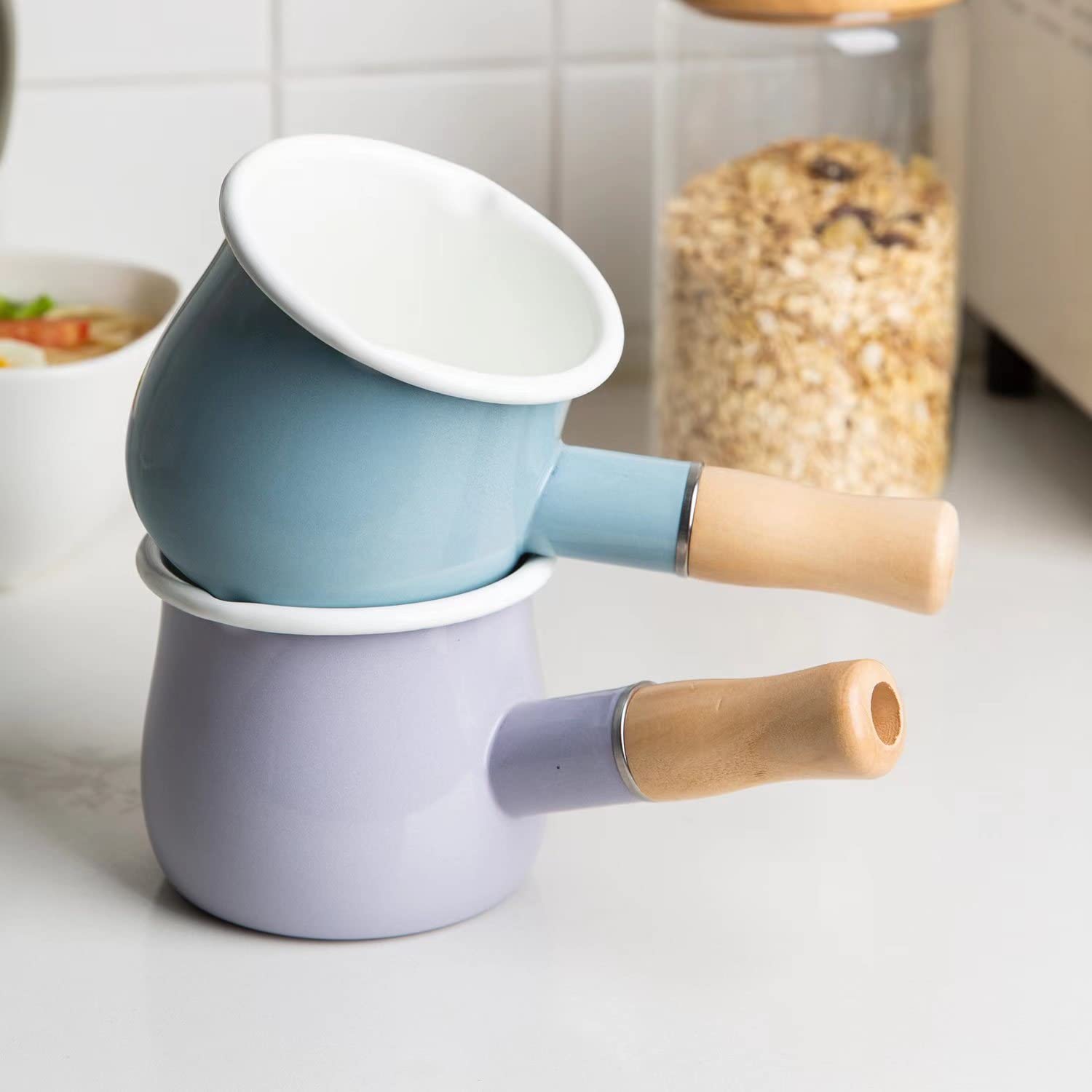 FYUEROPA 4-Inch Enamel Milk Pot Non-stick Mini Saucepan Butter Warmer with Wooden Handle Small Cookware 17Oz (Purple)