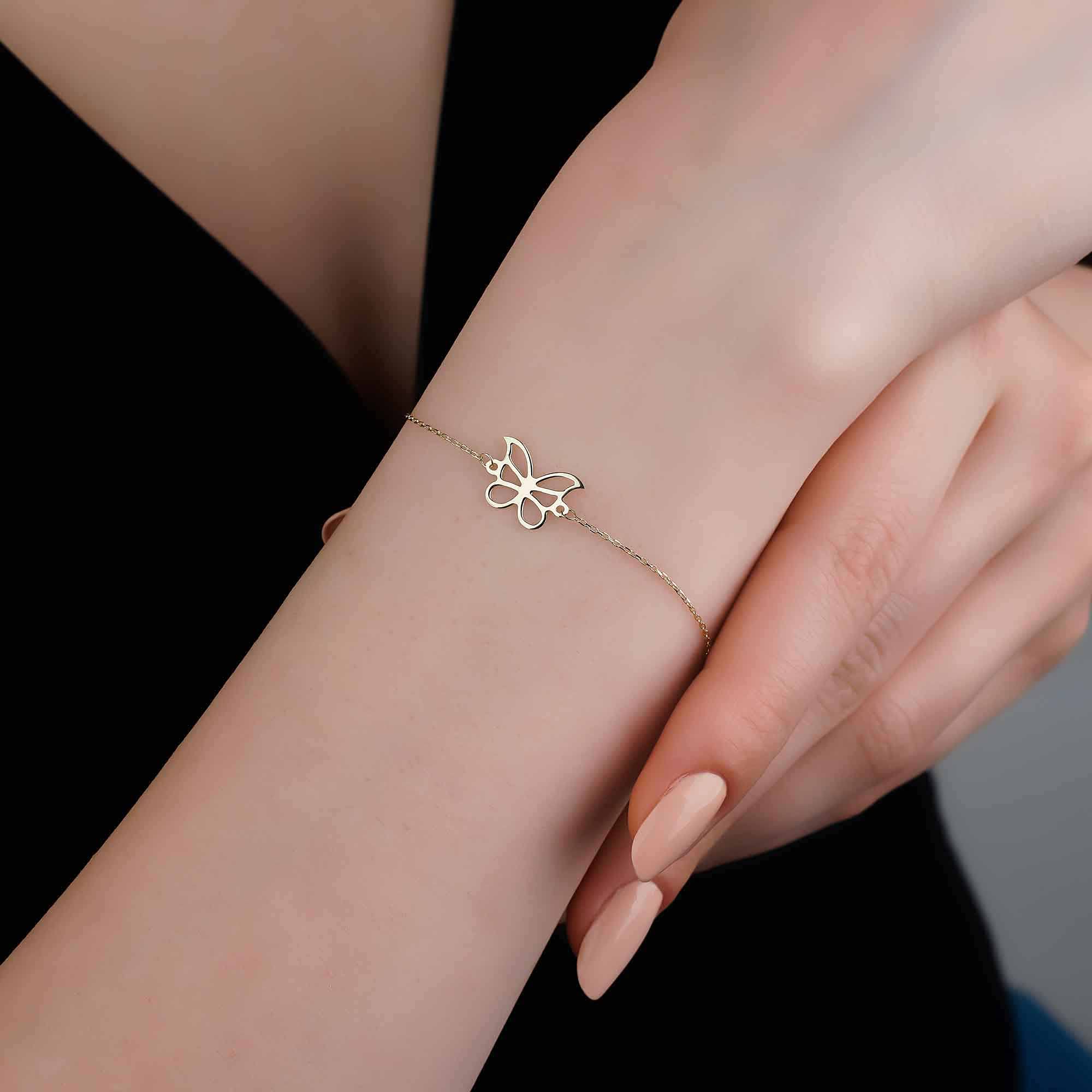 Dainty Gold Butterfly Charm Bracelet with Adjustable Chain - Size 7"