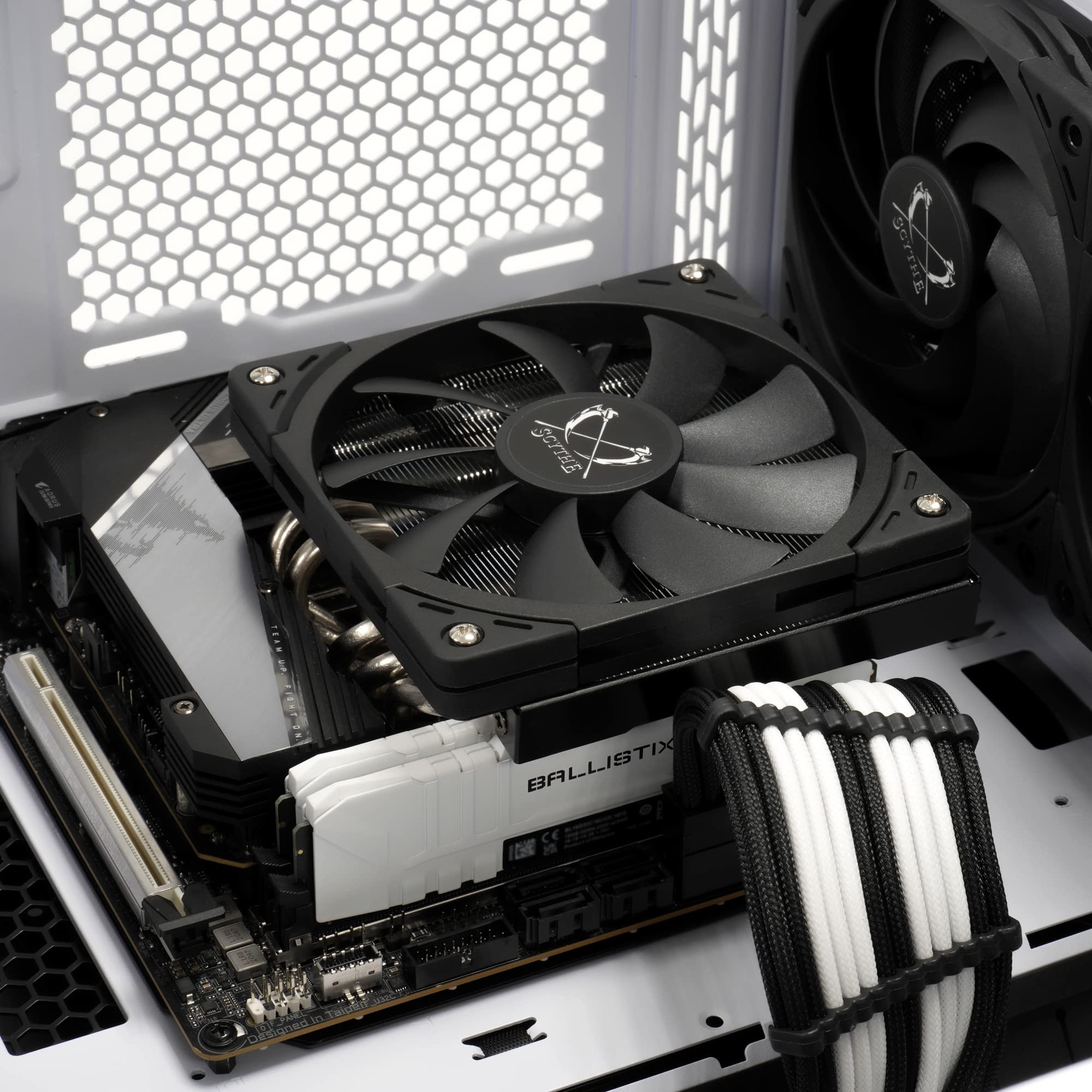 Scythe Big Shuriken 3 Rev.B CPU Air Cooler, 120mm Low Profile (67mm Tall), Intel LGA1700, LGA1151, AMD AM5/AM4/Ryzen