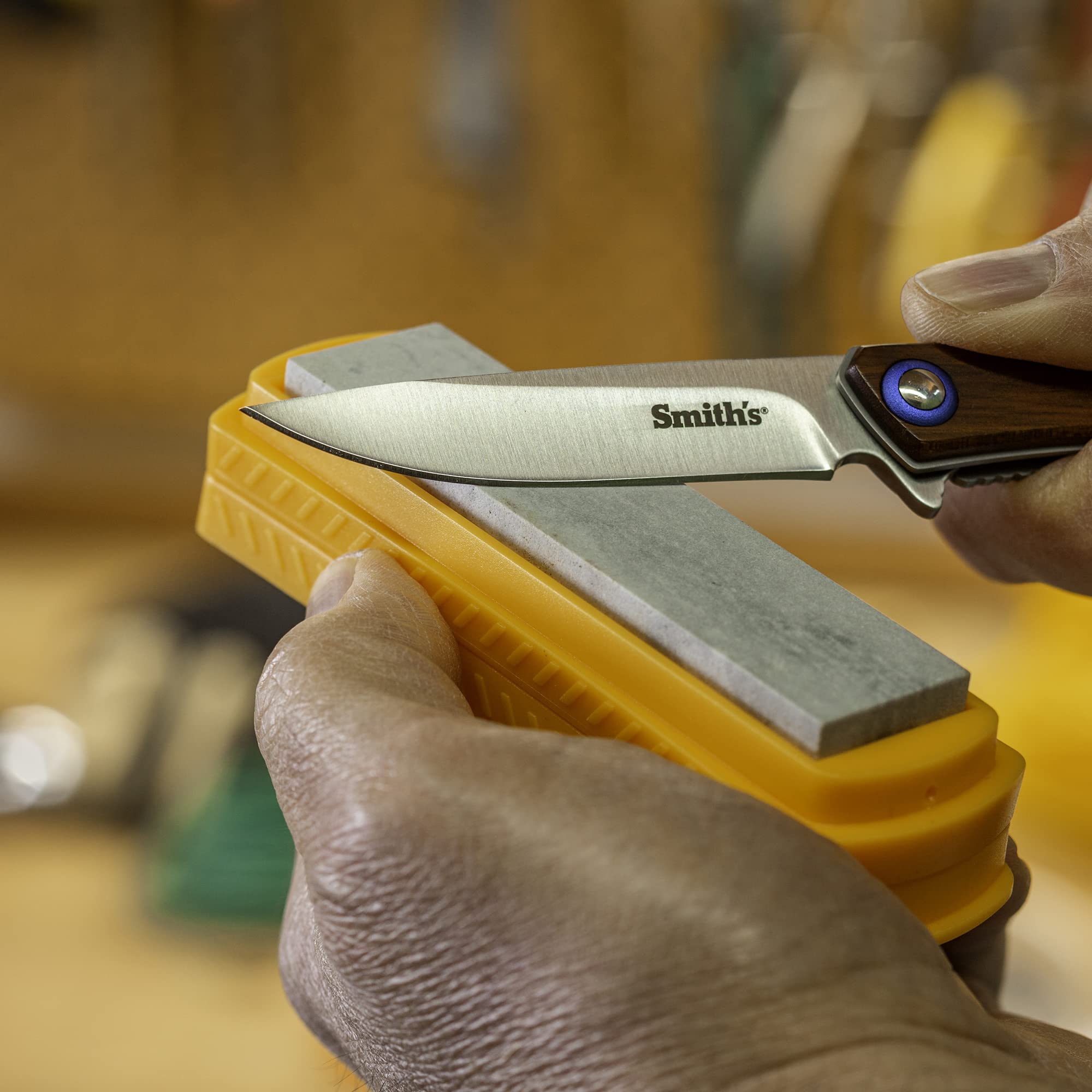 Smith's 51304 Ecesis Pocketknife – 3.00" Stainless Steel Blade – Natural Wood Handle – Slim Design – Flip Open – Pocket Clip – Everyday Carry – Gift for Men – Frame Lock Straight Edge Blade