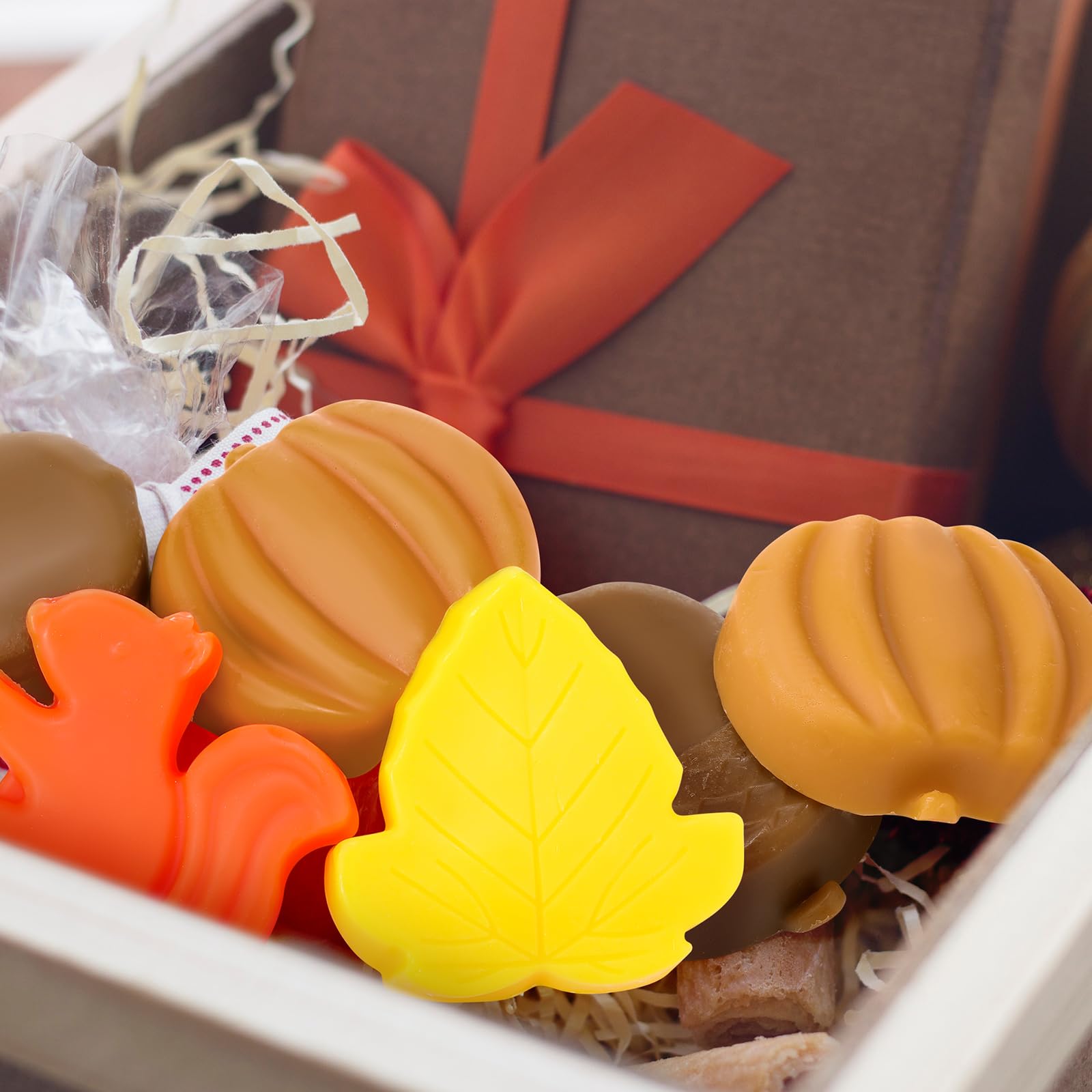 Funtery 8 Pcs Easter Bunny Soap Shaped Soap Gift Set Natural Bunny Rabbit Soaps Easter Basket Gifts for Kids Boys Girls Women