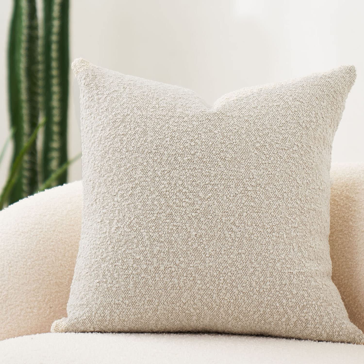 DOMVITUS Luxury Decorative Throw Pillow Cover 18 x 18 Inch Textured Boucle Square Sofa Couch Pillow for Living Room Woven Accent Cushion Case, 1PC, Buttery Cream