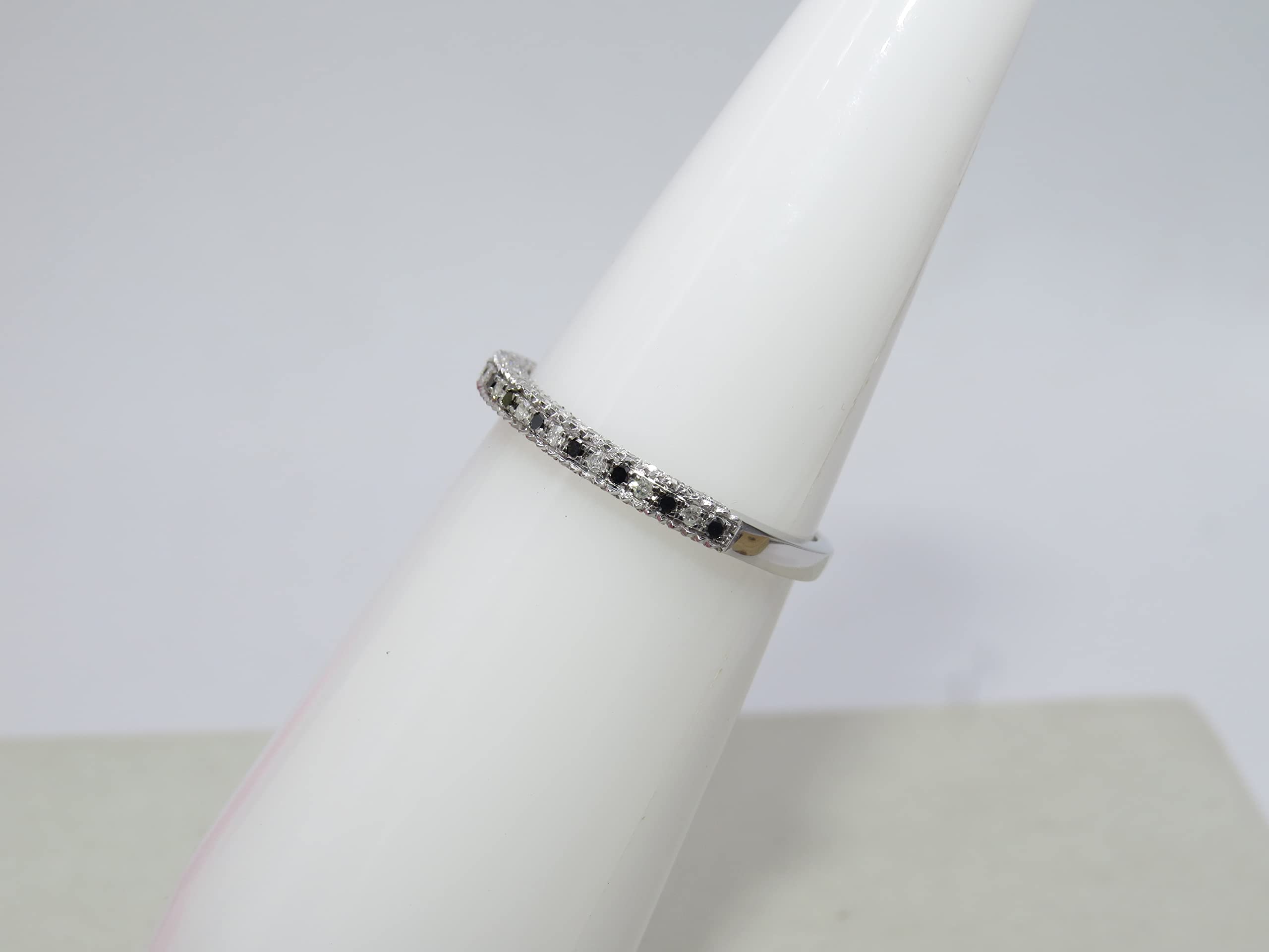 Dazzlinrock Collection Alternating Round Black and White Diamond Wedding Ring Band for Women (0.40 ctw, Color I-J, Clarity I2-I3), 10K White Gold, Size 5.5