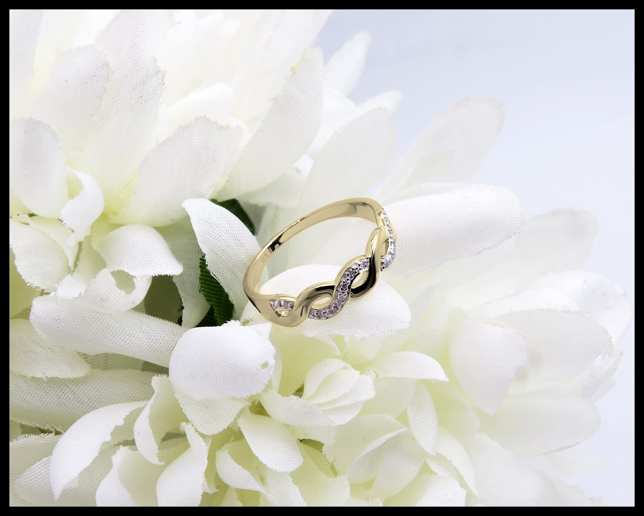 Dazzlingrock Collection 10kt Yellow Gold Women's Round Diamond Woven Twist Ring 1/12 ctw