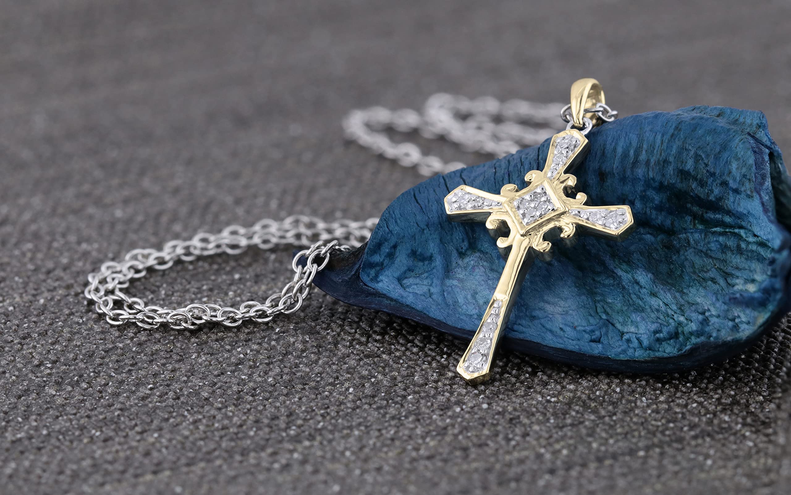 Dazzlingrock Collection 0.10 Carat (ctw) 18K Round White Diamond Cross Pendant 1/10 CT (Silver Chain Included), Yellow Gold