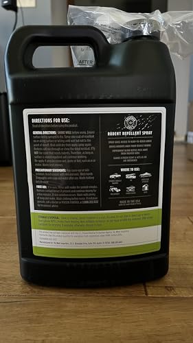 Grandpa Gus's Rodent Repellent Spray with Sprayer, Natural Peppermint & Cinnamon Oils Repel Mice and Stop Rats & Squirrels, 1 Gallon (Pack of 1)