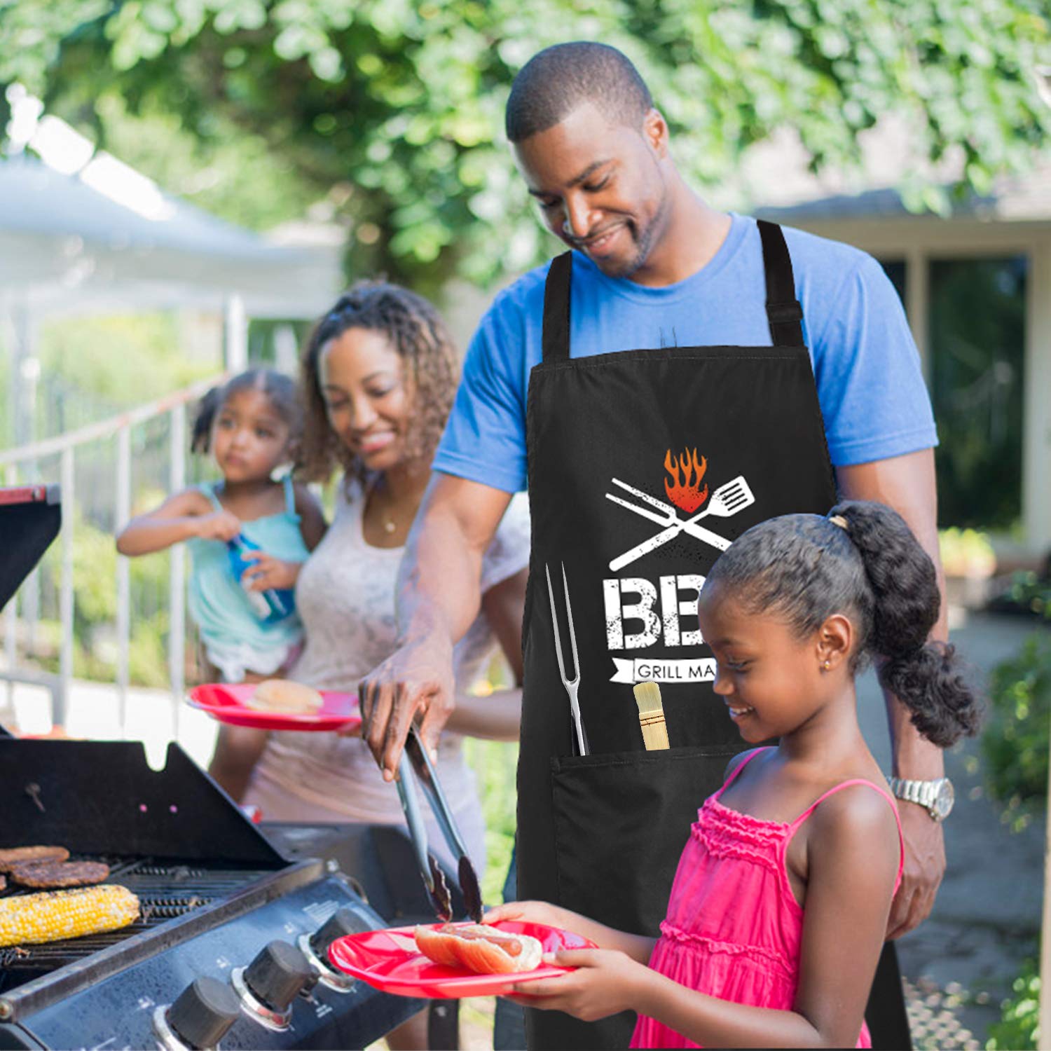 Grill Master - BBQ Apron Funny Grill Apron with 2 Pocket Adjustable Neck Strap Cooking Apron for Birthday, Christmas, Thanksgiving, Father's Day Gifts for Dad, Husband, Friends