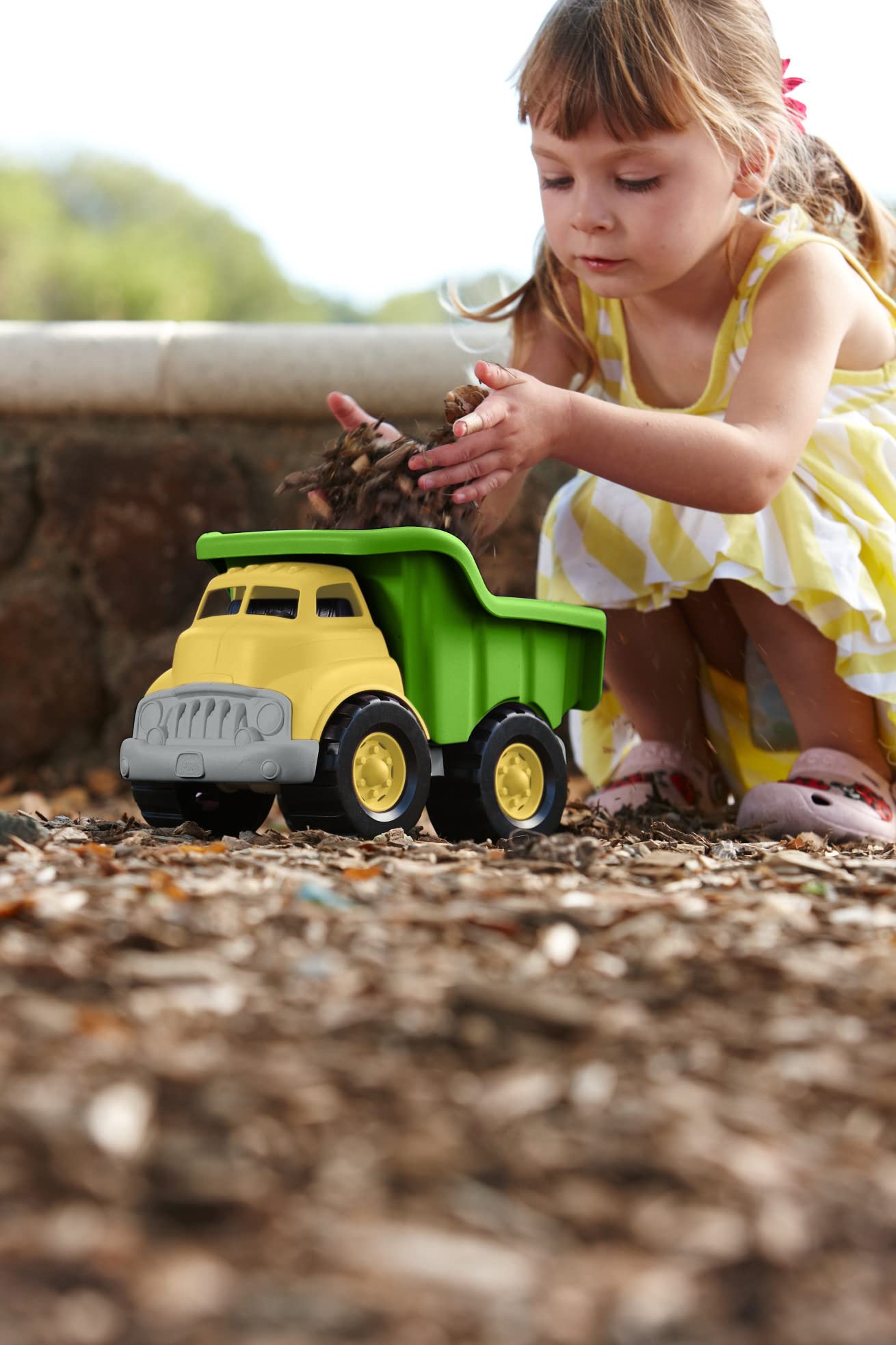 Dump Truck β Yellow/Dark Green