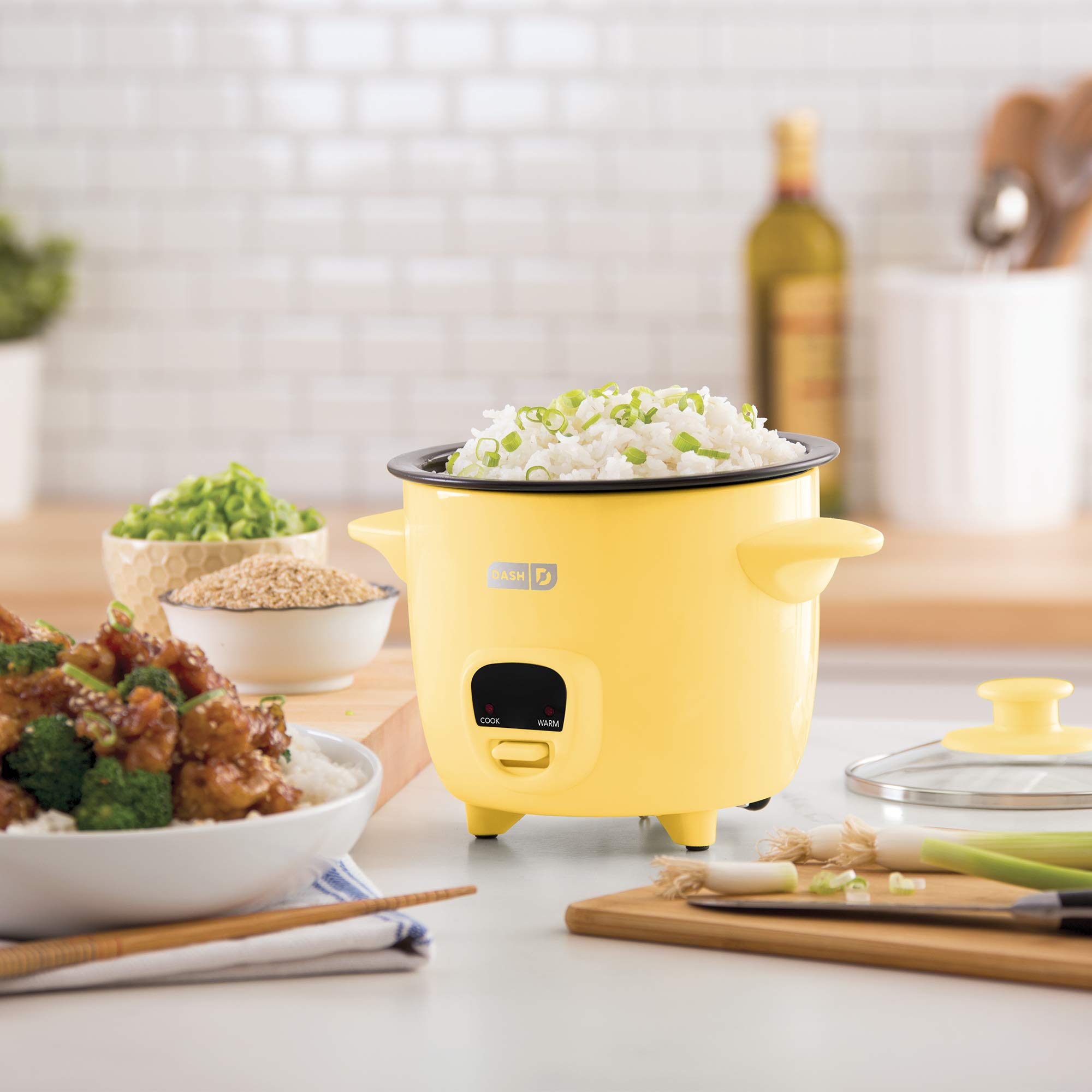 Dash DRCM200RMPY04 Mini Rice Cooker Steamer with Removable Nonstick Pot, Keep Warm Function & Recipe Guide, Yellow