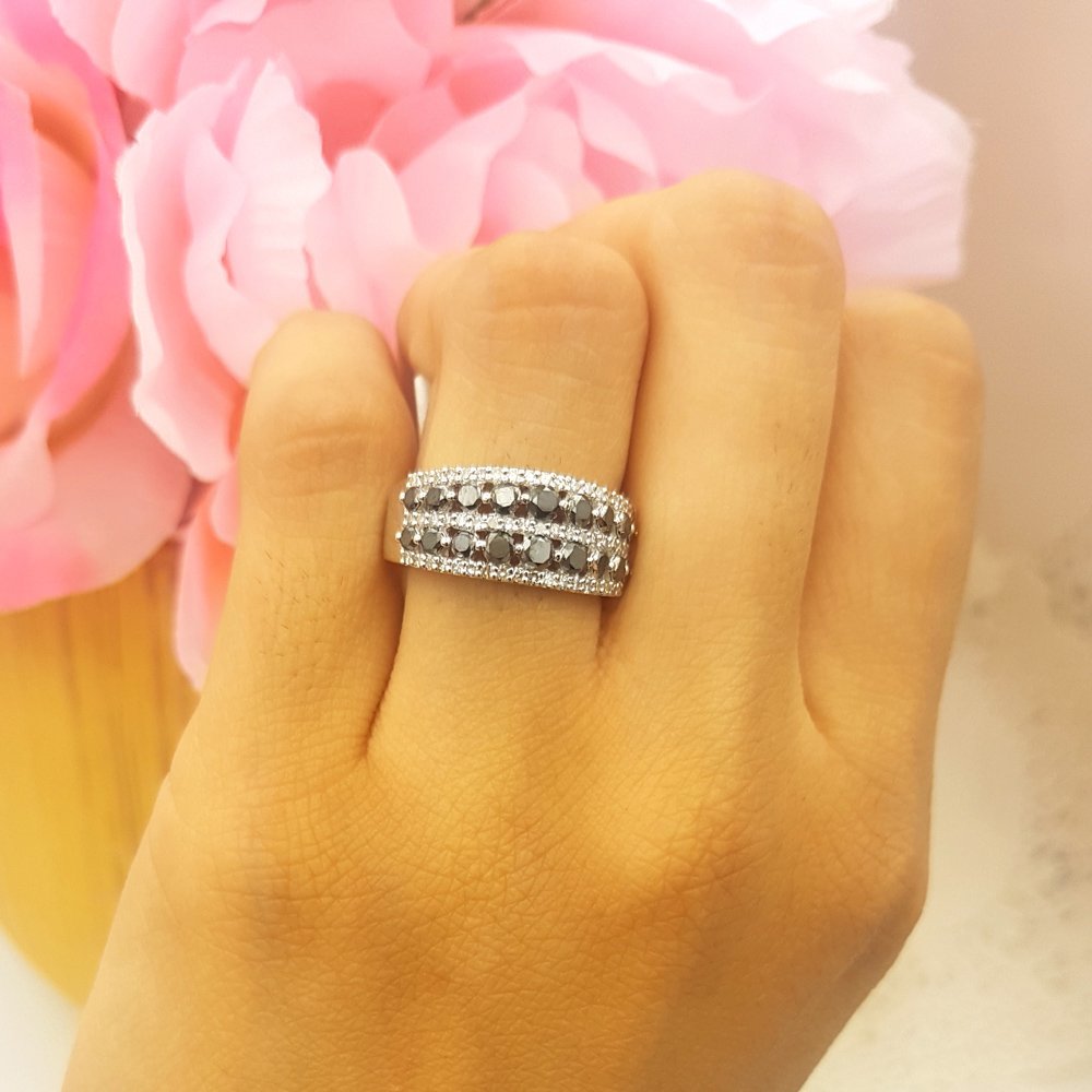 Dazzlingrock Collection 1.15 Carat (Ctw) 14k Round Black And White Diamond Women Anniversary Wedding Band Ring, White Gold, Size 7