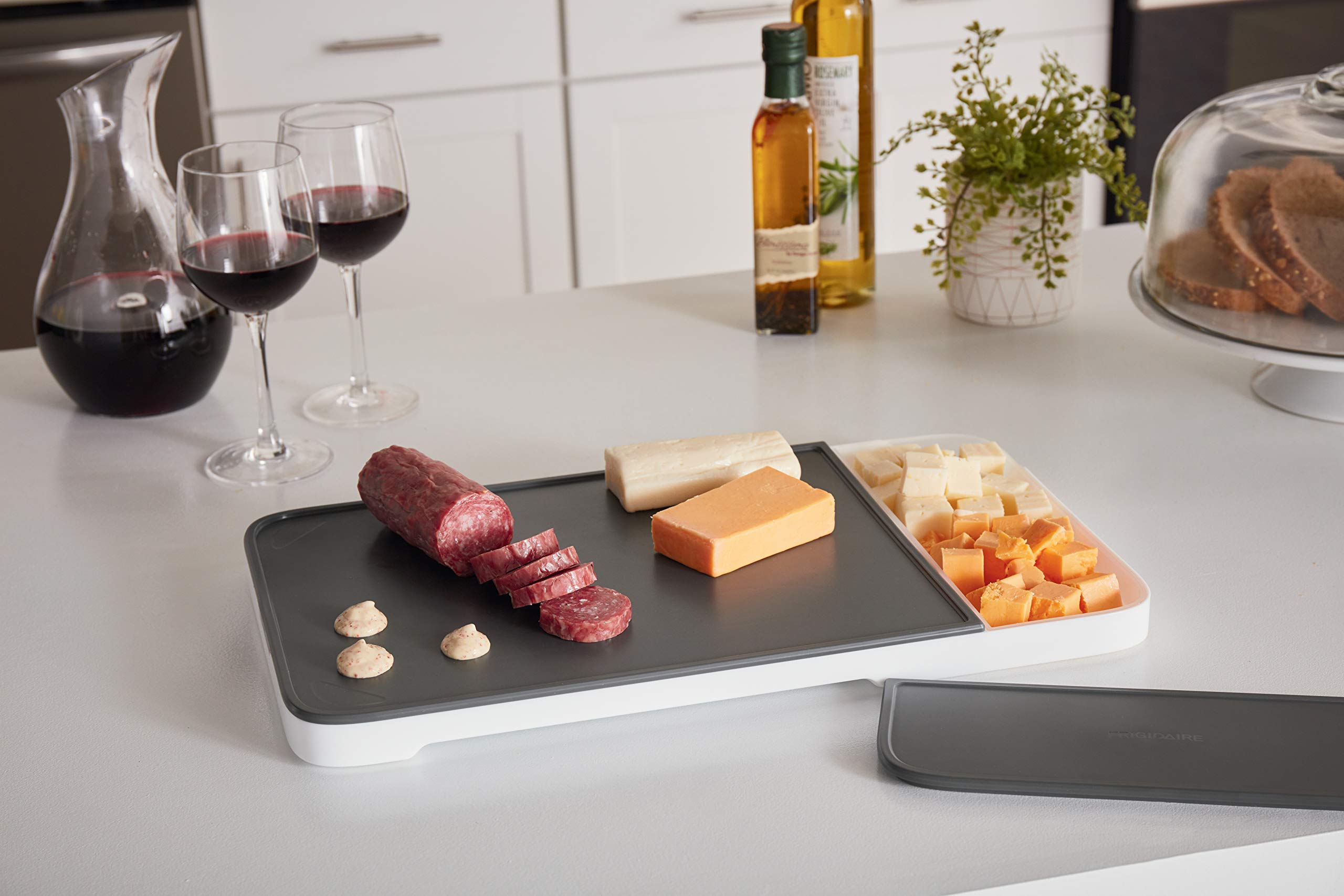 Frigidaire 11FFCHOP01 ReadyCook Cutting Board, 13.5 x 10 inch Surface, Multicolor