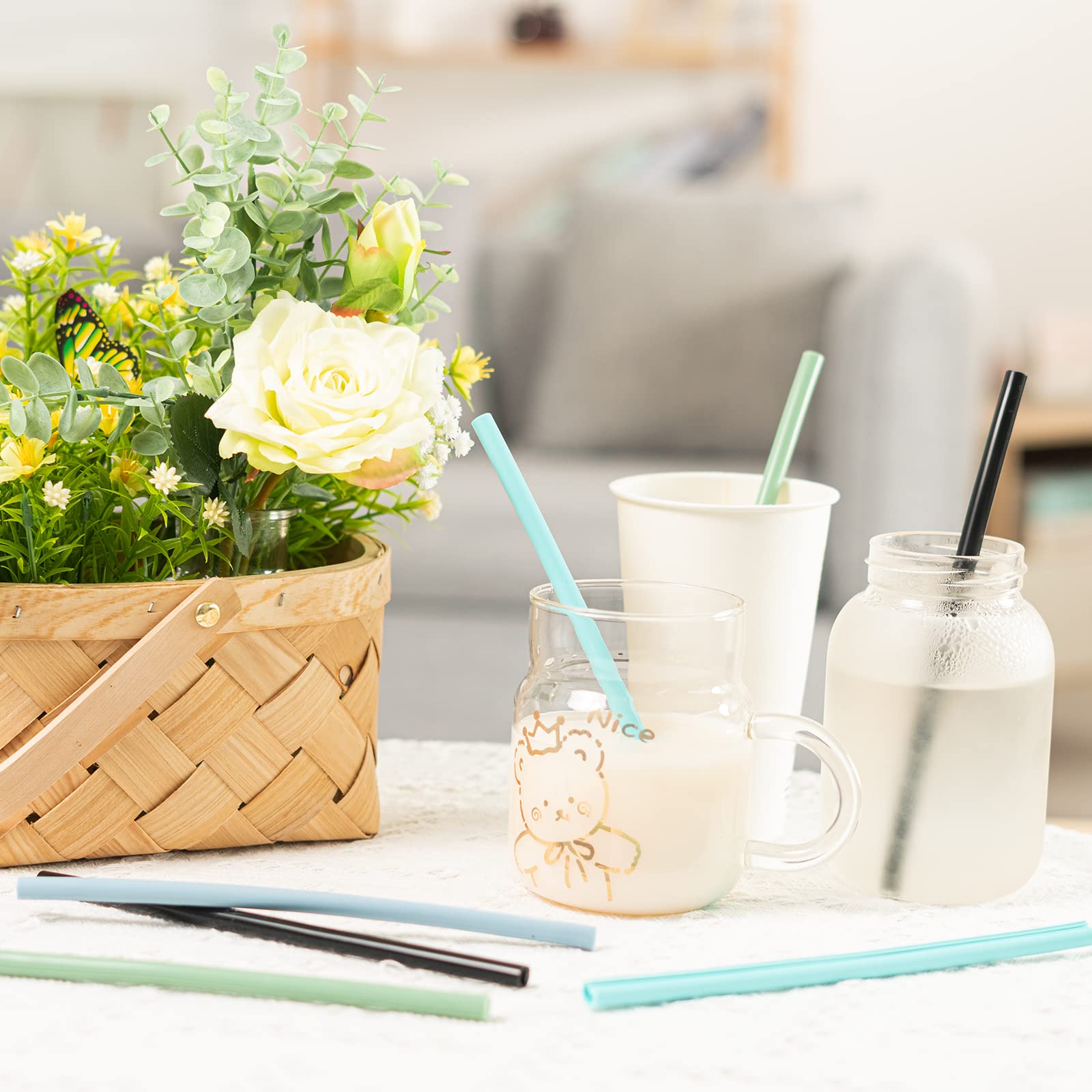 HAPPY CREATE 8 Pcs Reusable Silicone Premium Softy Drinking Straws in Snap Straw-Openable Design Hot and Cold Compatible(4 colors)