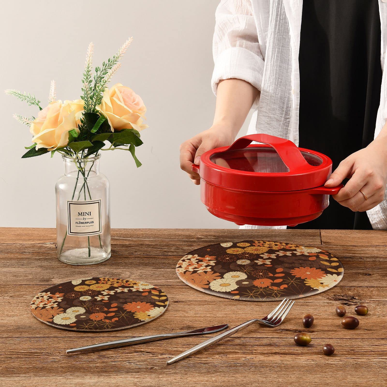 FOLIOSA Boho Flowers Cotton Pot Holder Trivets Set of 2, Handmade Hot Pads for Kitchen, Heat Resistant Durable Potholder for Dining Table, Round Cotton Rope Mats for Home Decor