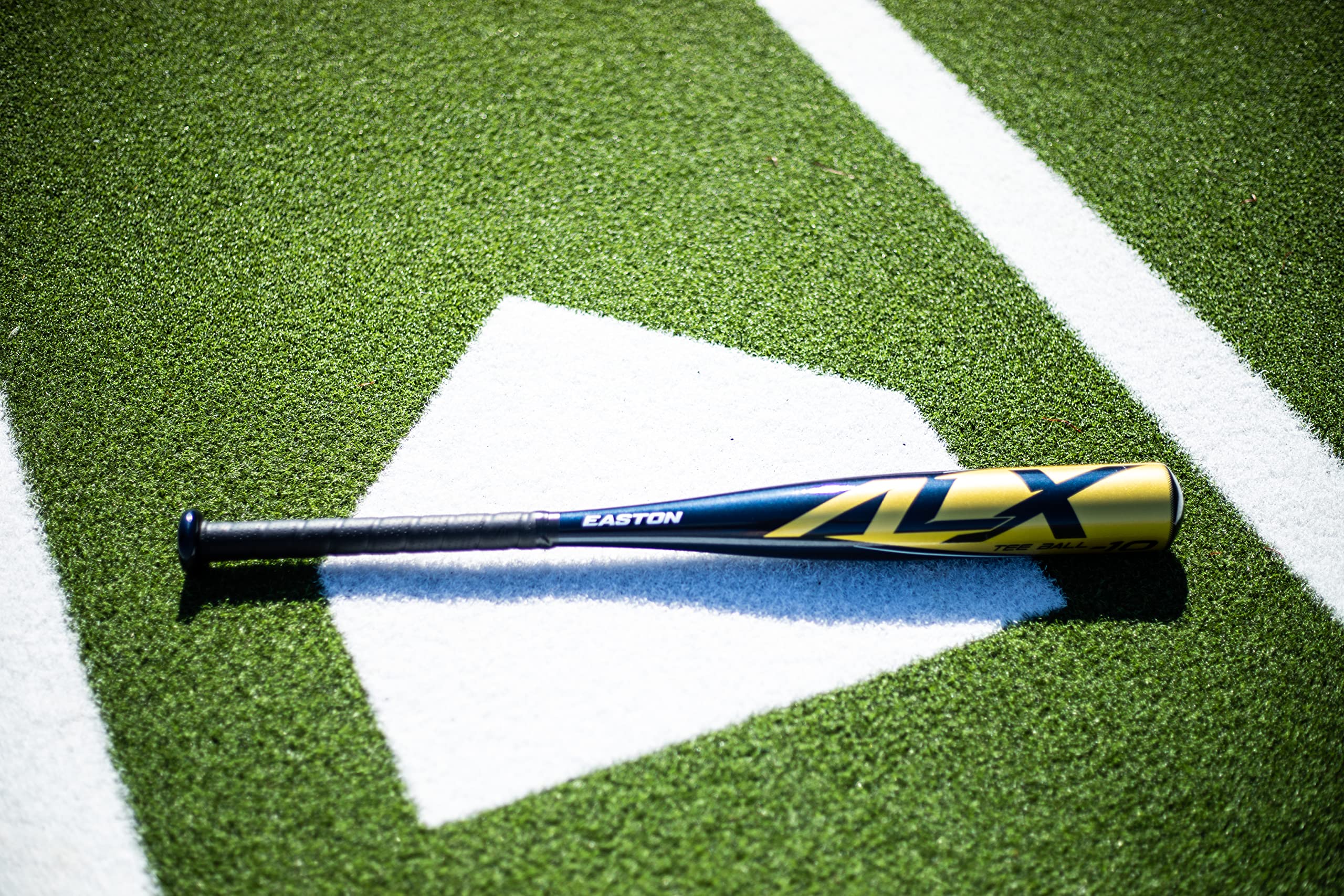 Easton | ALPHA ALX T-Ball Bat | USA | -10 | 2 1/4" Barrel | 25"