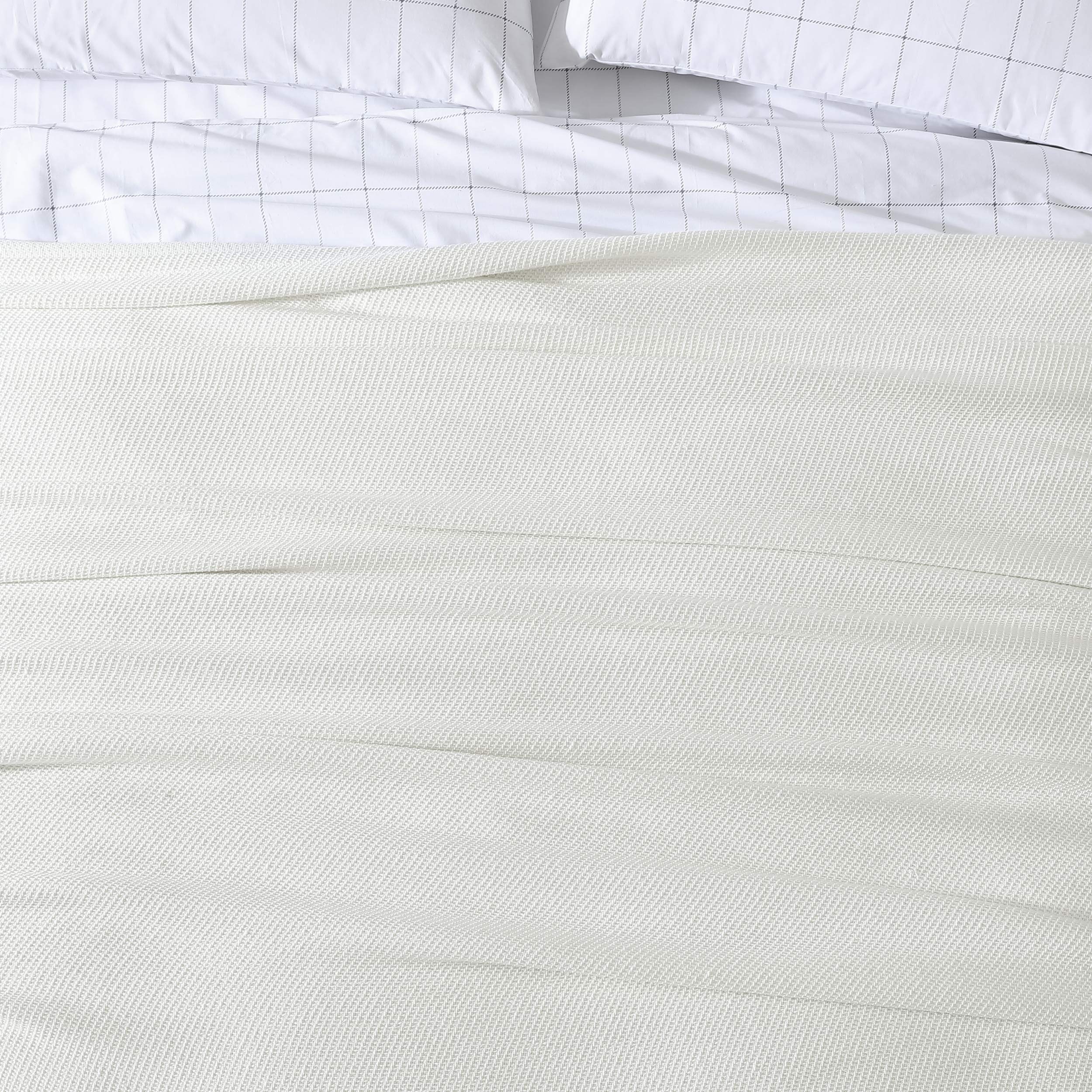 Eddie Bauer - Queen Blanket, Cozy Cotton Bedding, Home Decor for All Seasons (Windy Ridge White, Queen)