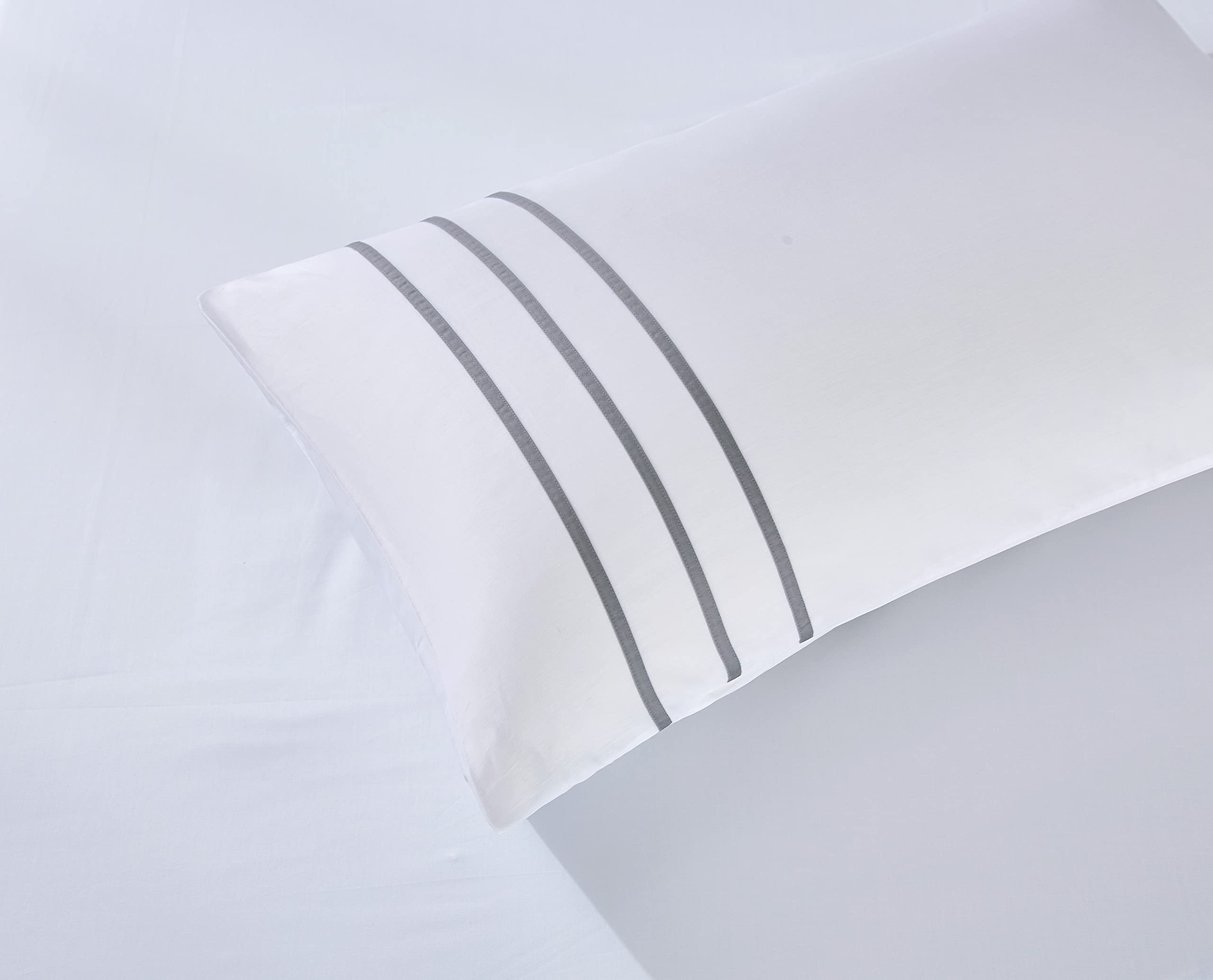 MengBoo Karen 3 Pieces White Duvet Cover Set Without Filling Grey Stripe Trim 100% Egyptian Cotton 300 Thread Count Soft Sateen Hotel Collection Zipper Closure Corner Ties (White Grey, Queen)…