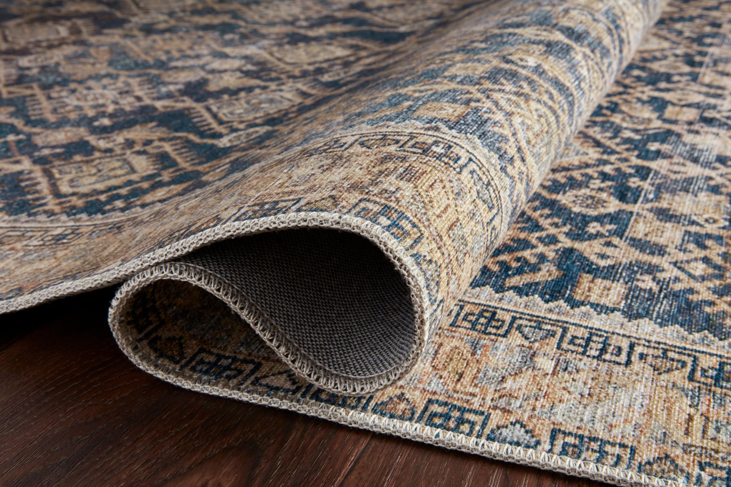 Loloi Magnolia Home by Joanna Gaines x Lenna Indigo/Natural 3'-6" x 5'-6" Accent Rug