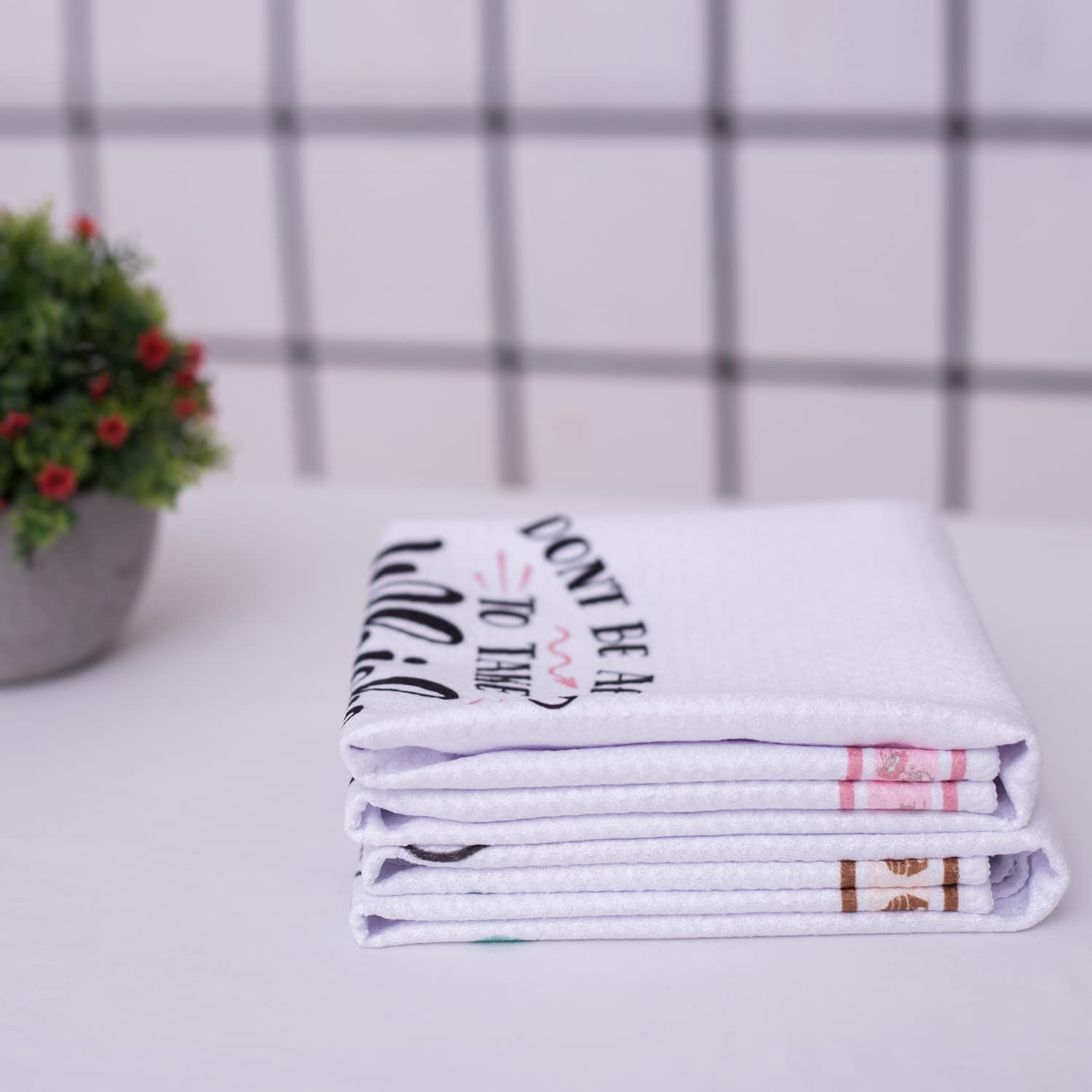 LXOMILL Funny Kitchen Towels, Baking Gifts for Women, Baker Gift, Funny Baking Cooking Towels, Baking Funny Dish Towels