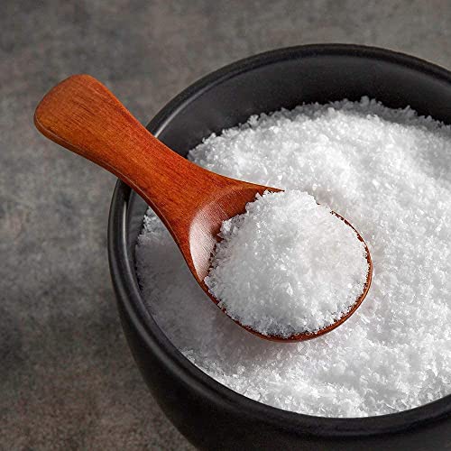 Diamond Crystal Kosher Salt Flakes - Full Flavor, No Additives and Less Sodium - Staple for Professional Chefs and Home Cooks 26 Ounce (New Packaging)