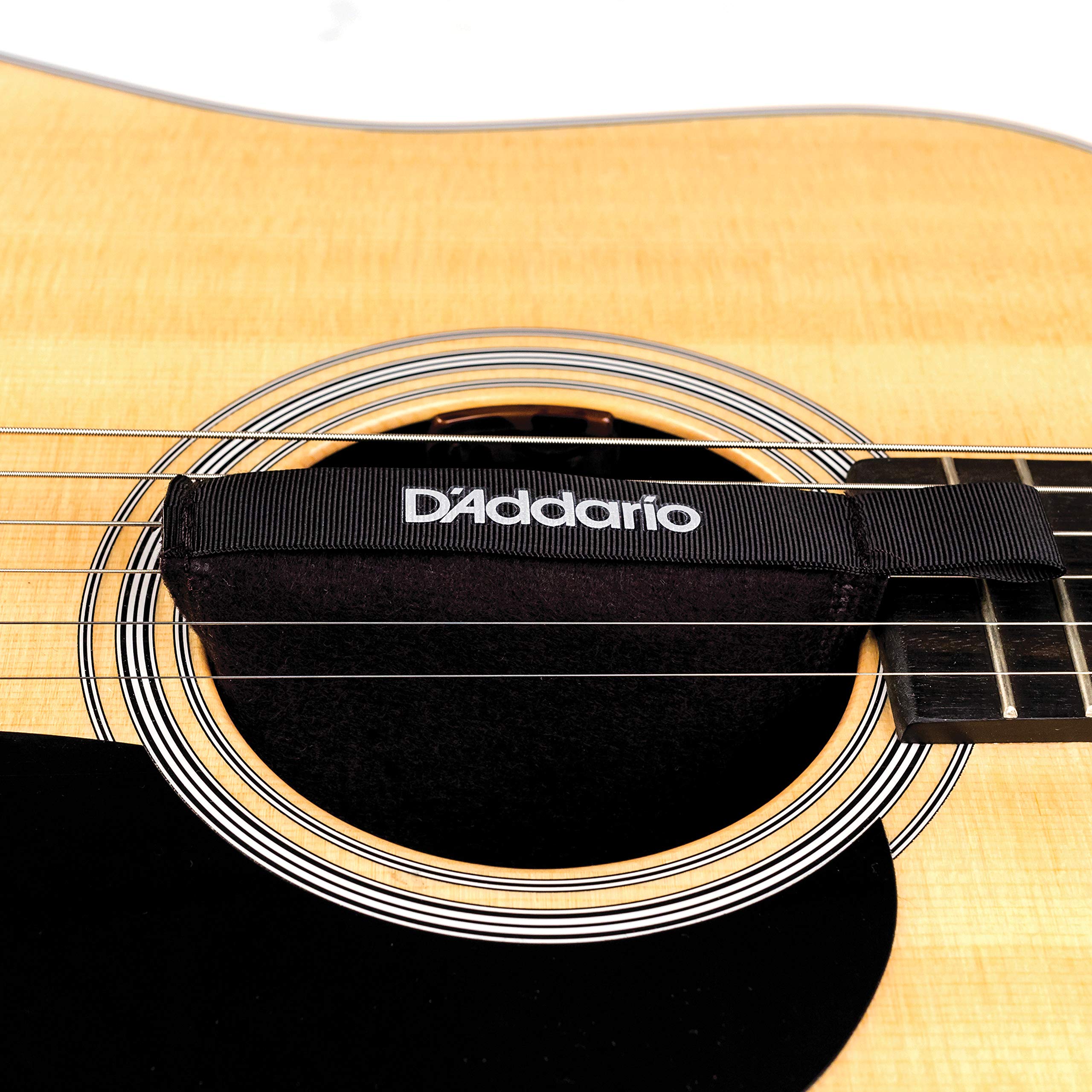 D'Addario Guitar Humidifier - Humidikit - Humiditrak & Humidipak Bundle - Automatic Guitar Humidification Systems with Bluetooth Sensor for Tracking - Safely Rehydrate Guitar and Case