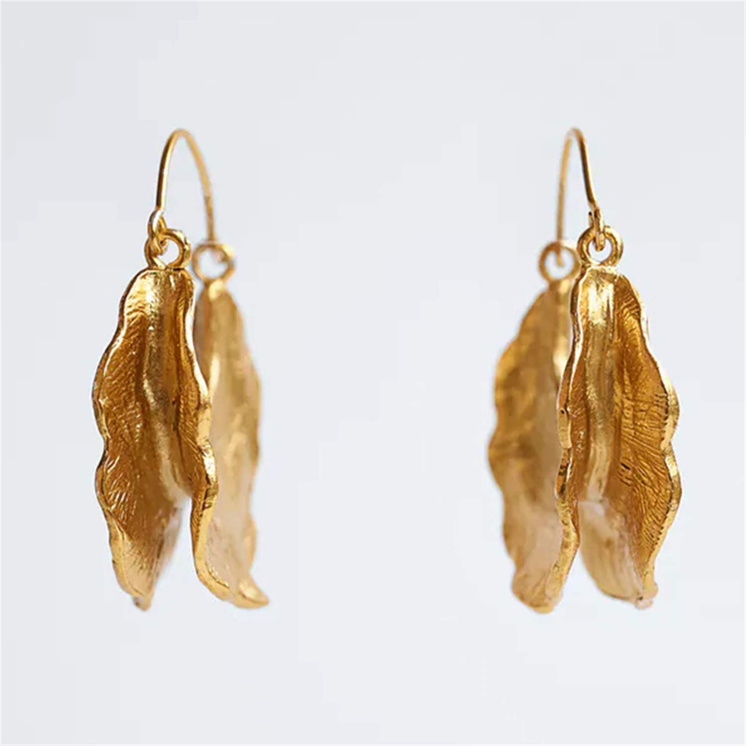 DAMLENG Simple Fashion Large Vintage Gold Circle Hoop Earrings Boho Irregular Hollow Shield Shape Dangle Drop Earrings for Women Statement Jewelry Gifts (Gold)