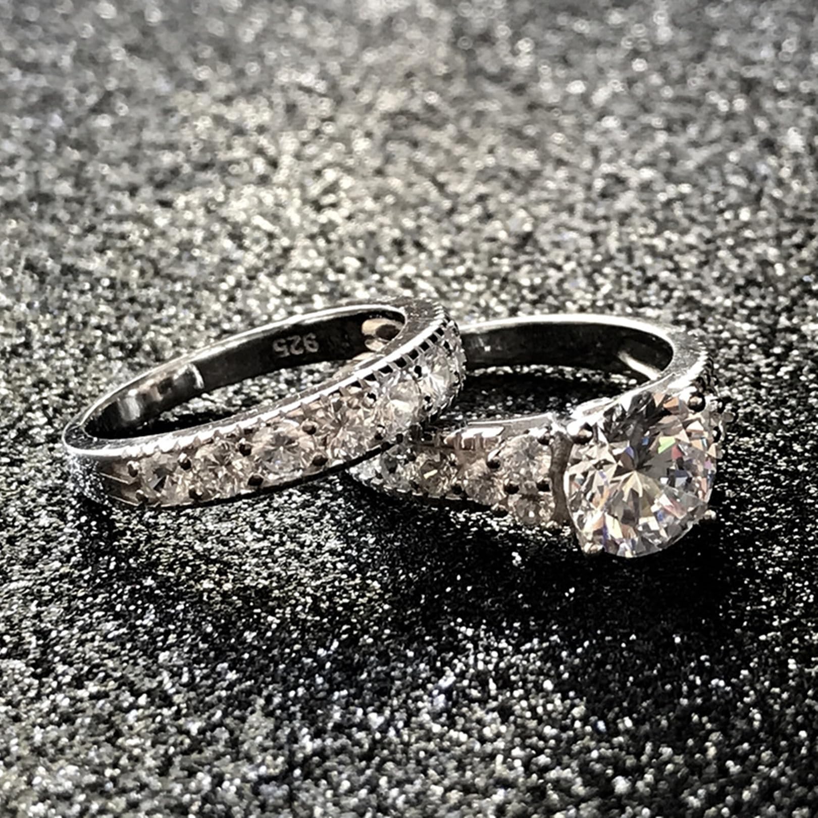 DONGYUANXU Full Diamond Micro Set 4 Carat Egg shaped Diamond Colored Pink Zircon Celebrity Diamond Ring Engagement Women's Wedding Diamond Ring Emerald Set Princess Diamond Ring SILVER-B(US Code 6)