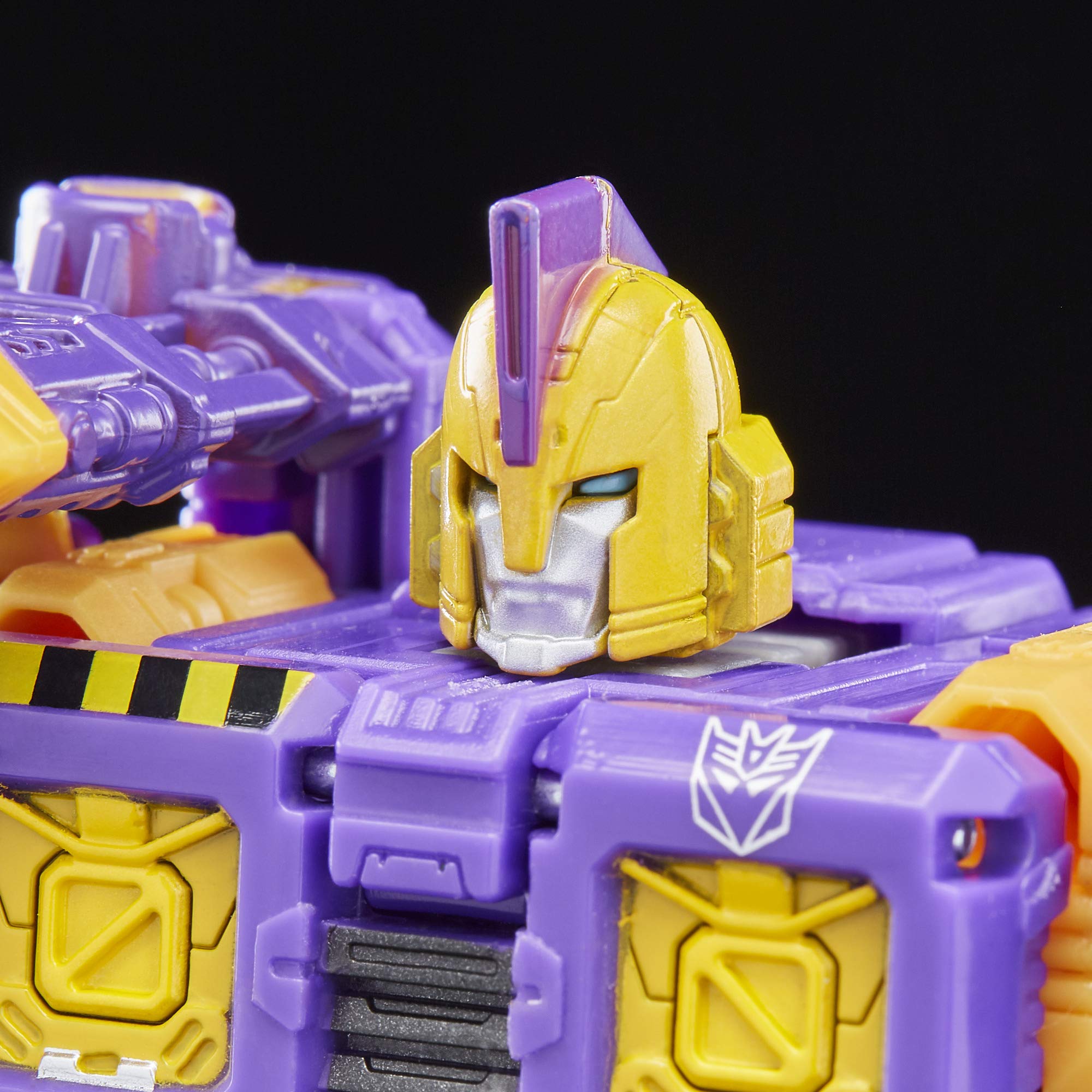Transformers Toys Generations War for Cybertron Deluxe Fan-Vote Battle 3 Pack with Holo Mirage, Powerdasher Aragon and Decepticon Impactor (Amazon Exclusive) Brown