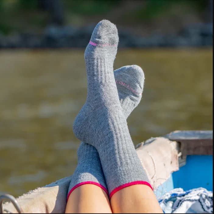 Dr. Motion Women Outdoor Hiking Walking Compression Crew Socks With Enhanced Cushion And Breathable Arch Support 4 Pairs (Solid Charcoal W/Pink Trim)