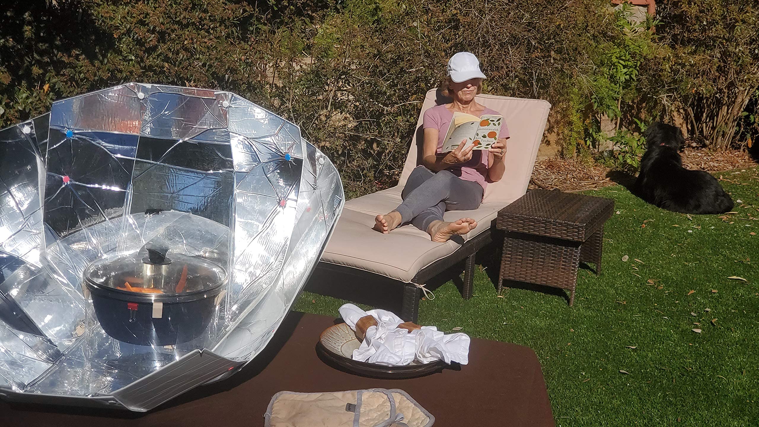 Haines 2.0 SunUp Solar Cooker and Dutch Oven Kit