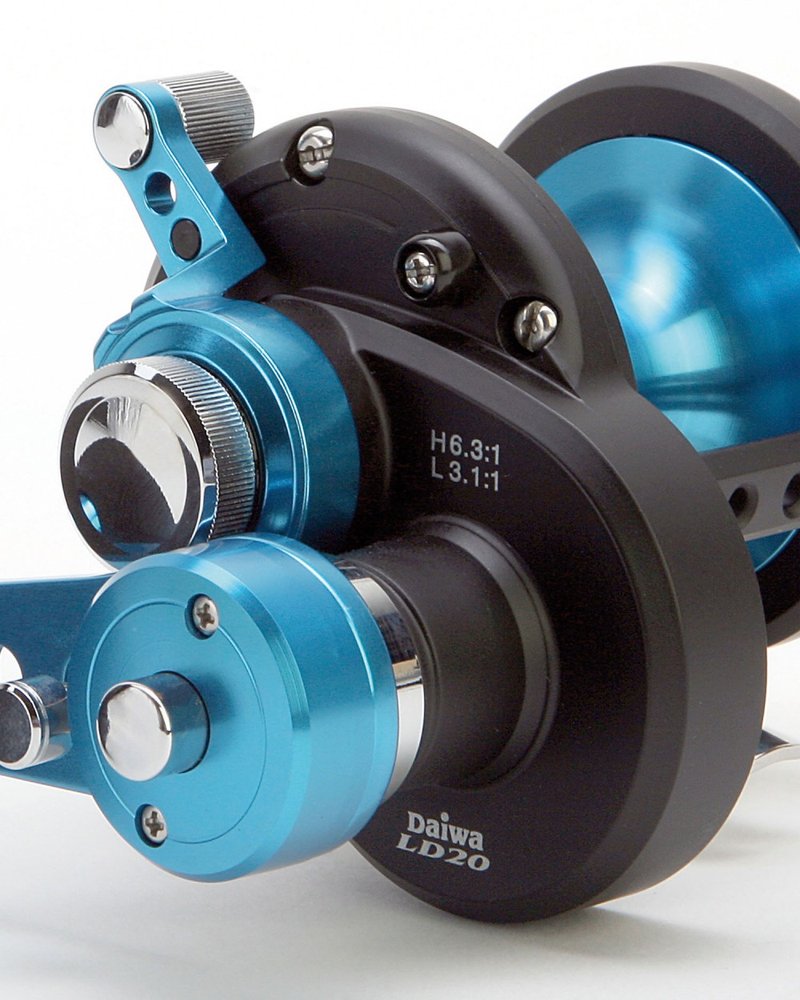 Daiwa Saltist 2-Speed Conventional Lever Drag Reel, Blue Finish-STTLD20-2SPD