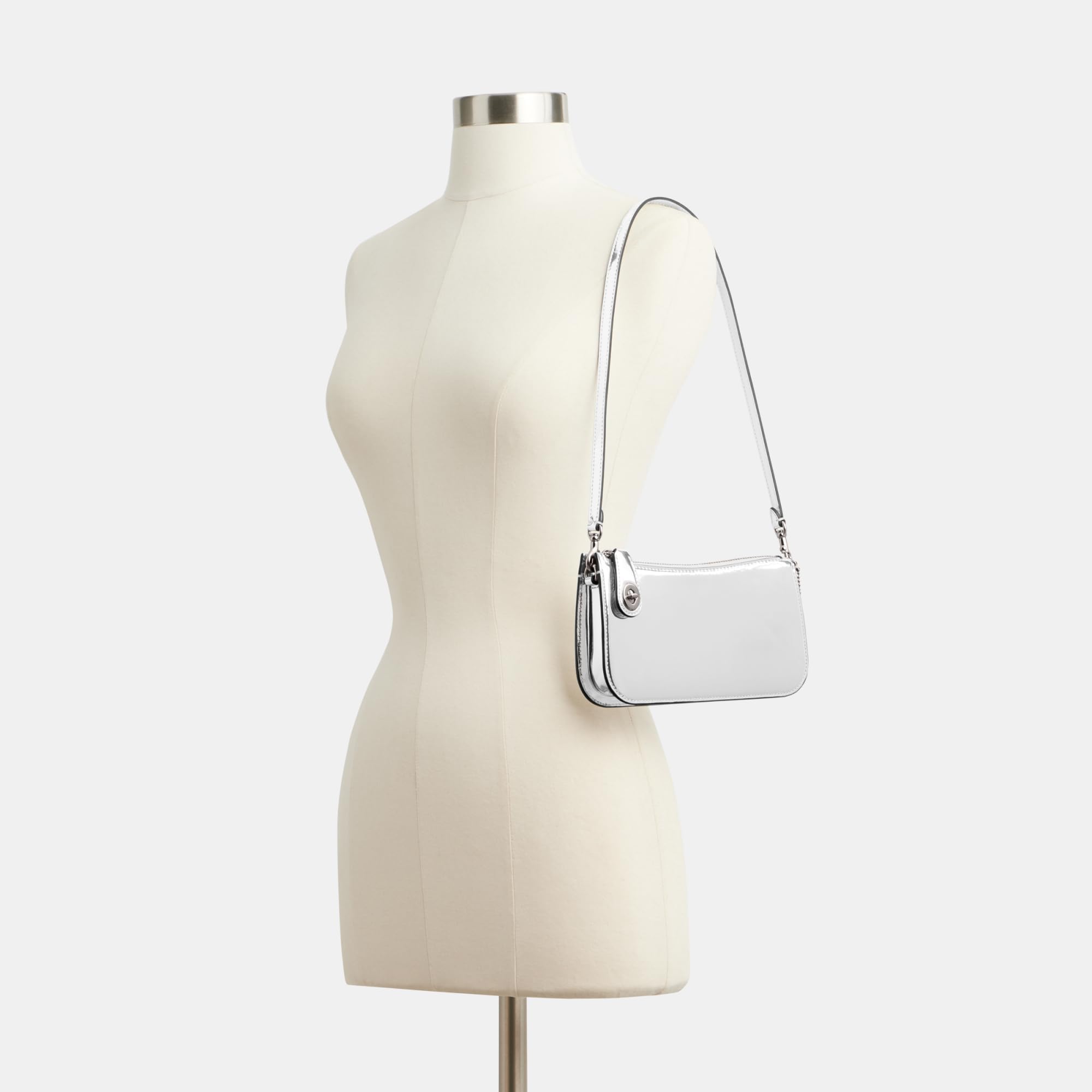 Coach Patent Signature Leather Penn, Green