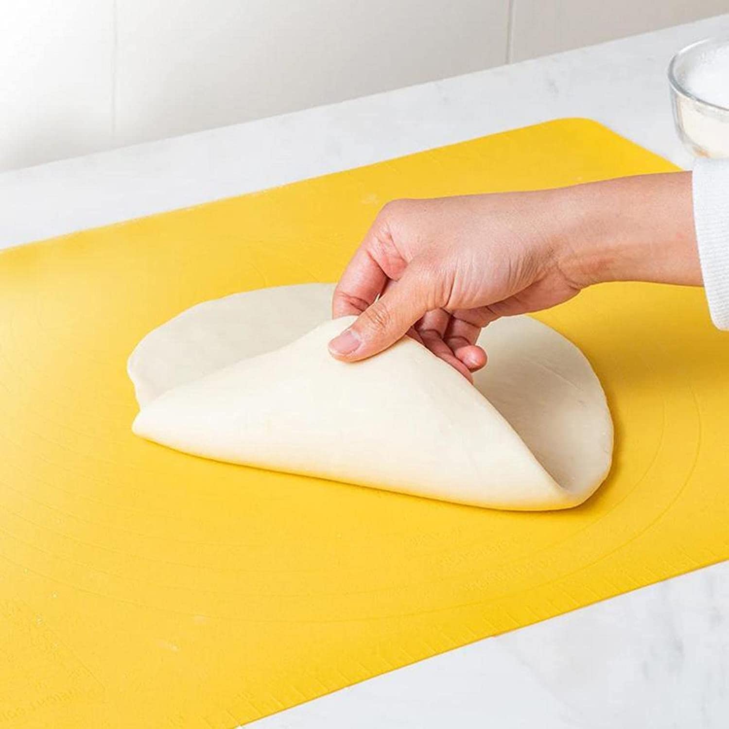 Extra Large Silicone Kneading Pads,Silicone Baking Bakeware Cooking Mat,Dough Rolling Mat,Creative Silicone Pad Kneading Tools,Non-Stick & Non-Slip Foldable Cutting Boards with Buckle Design (Pink)