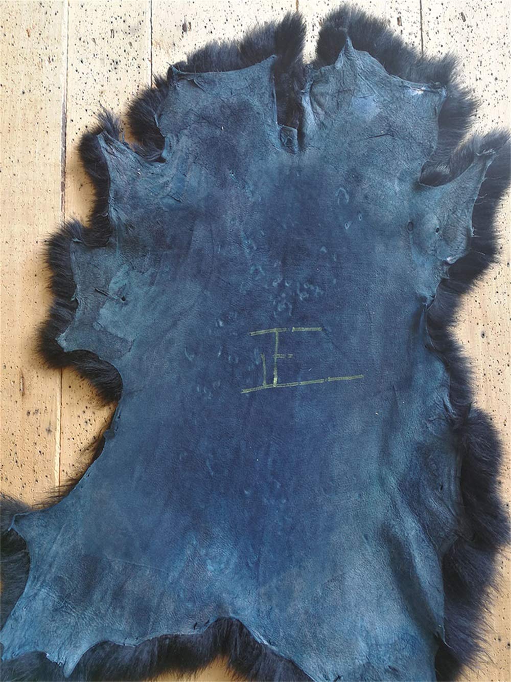 Natural Tanned Assorted Rabbit Pelts Rabbit Fur Hide (10" by 12" Rabbit Pelt with Sewing Quality Leather) (Natural Black)