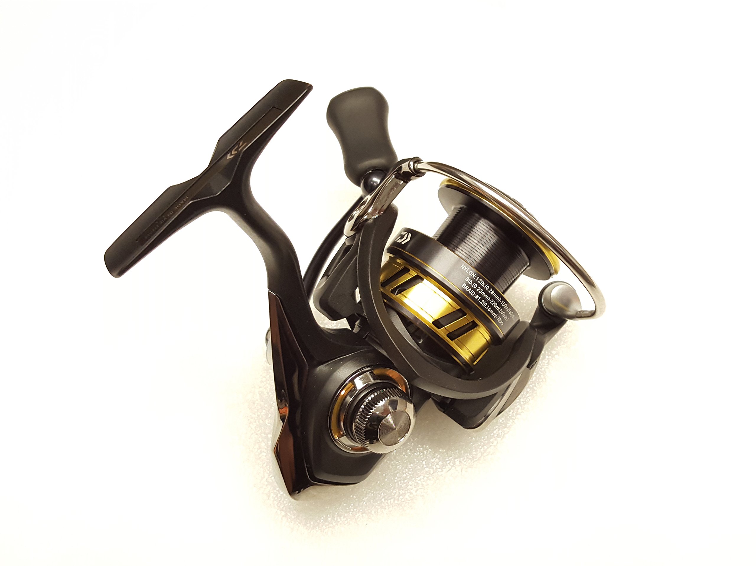Daiwa Legalis LT 5.3:1 Left/Right Hand Spinning Fishing Reel - LGLT2500D , Black