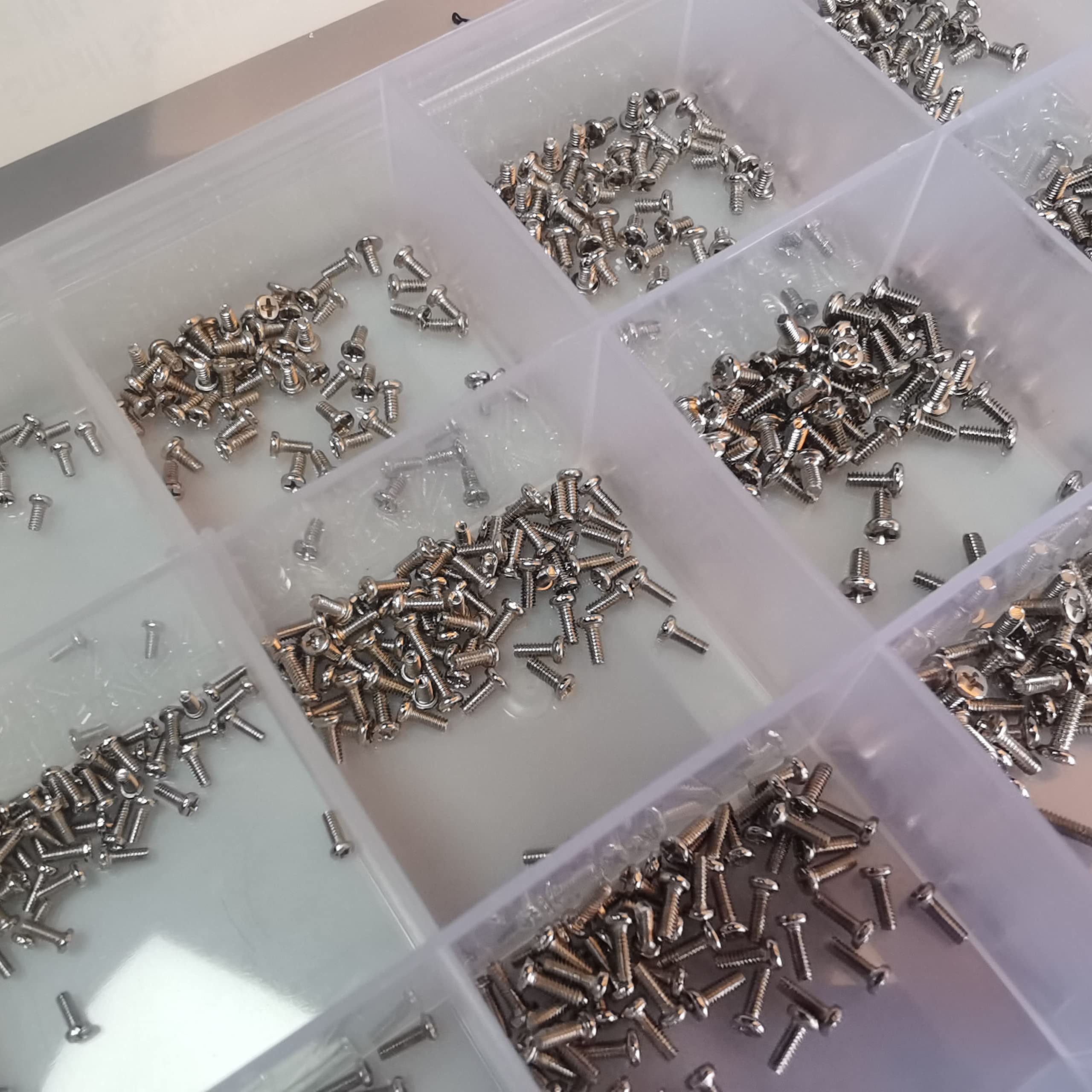HOTMMGR 800pcs Tiny M1/M1.2/M1.4/M1.6/M1.7 Nickel-Plated Steel Screws Phillips Pan Head Assortments Kit for Eyeglasses Decoration Electrical Industrial Products