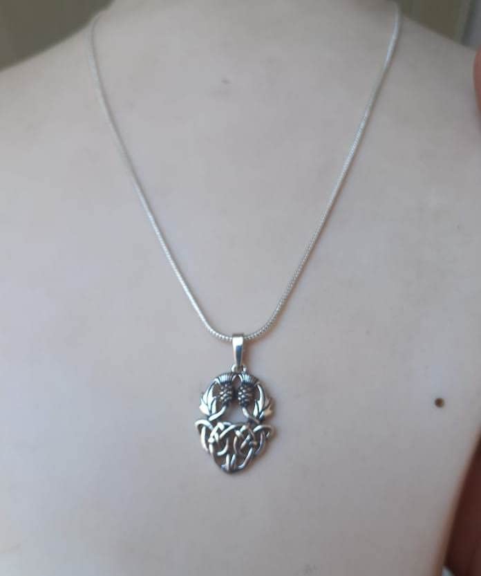 COMAT CRAFT Beautiful Scottish Thistly Cirsium Flower Scotland National Symbol Necklace 18"