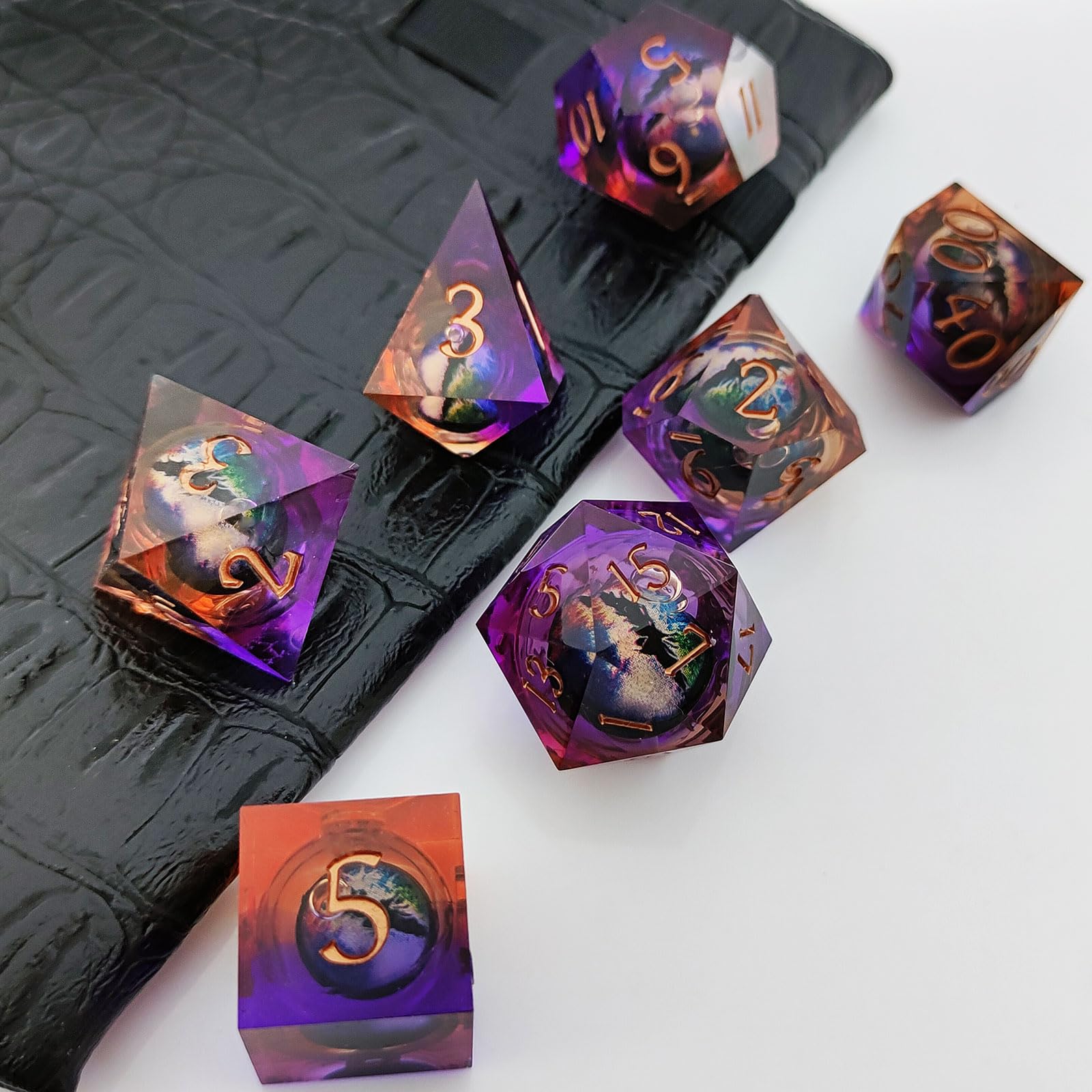 GIUADKXD DND Dice Set - Dice Board Game Polyhedron Liquid Dice DND Accessories MTG D20 Dice Set 100% Hand Sharp Dice Inclusions Liquid Core Dice Quicksand Ball Black Dice Set
