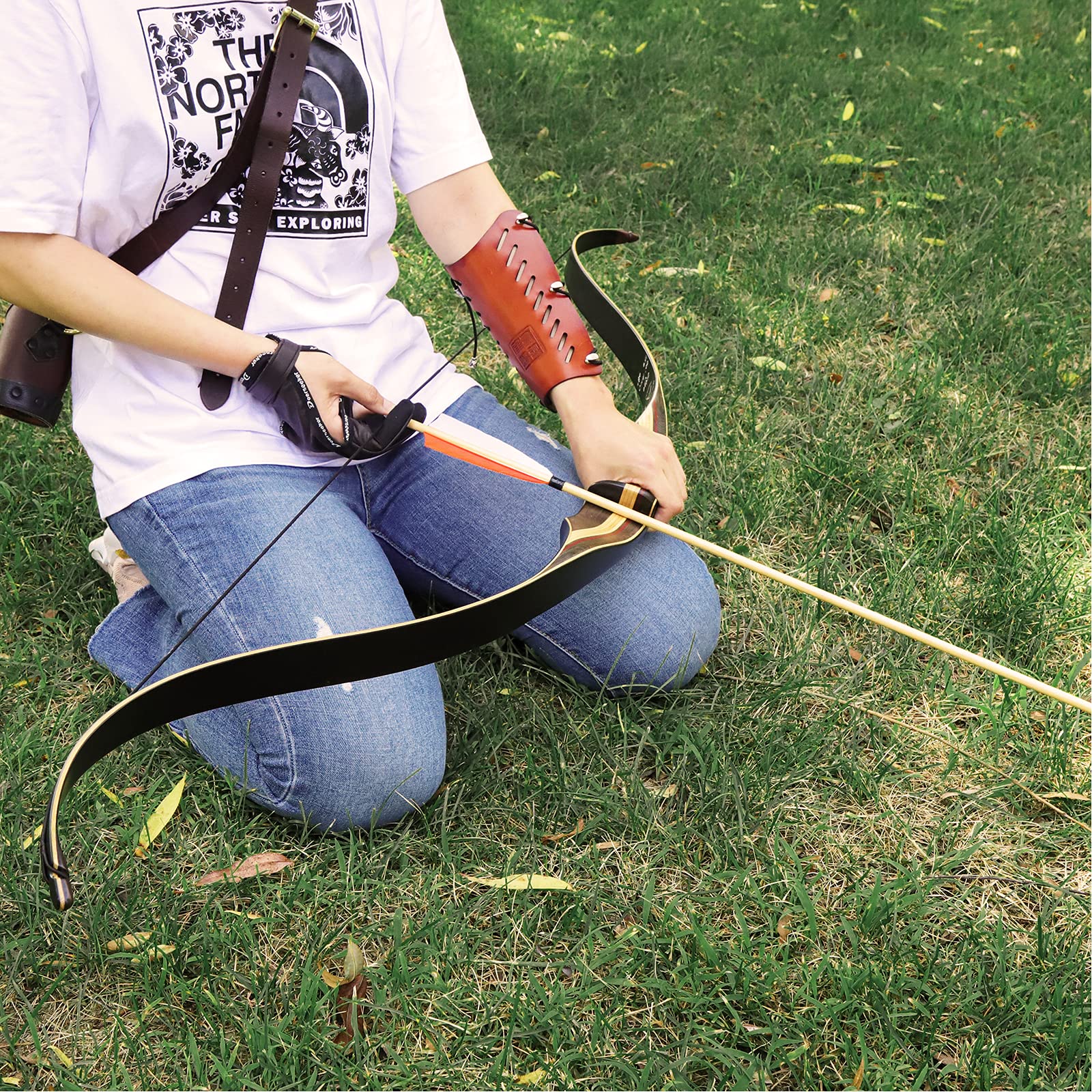 Deerseeker Archery 60" Traditional Recurve Bow One Piece Longbow Handmade Hunting Bow Set Laminated Bamboo Limbs RH & LH for Adults & Youth Bow Practice Target Shooting R60lbs