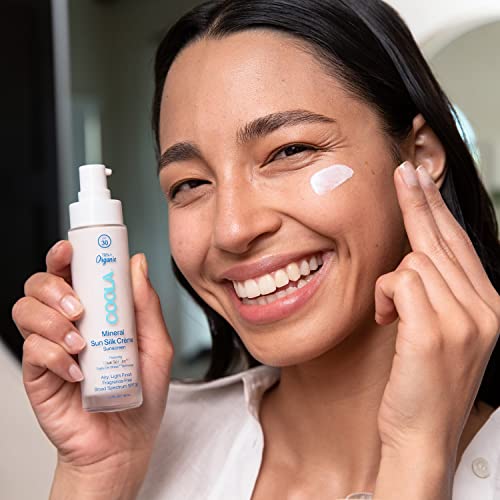 COOLA Organic Sun Silk Creme and Face Moisturizer with SPF 30, Dermatologist Tested Mineral Sunscreen with Plant-Derived BlueScreen Digital De-Stress Technology, 1.5 Fl Oz