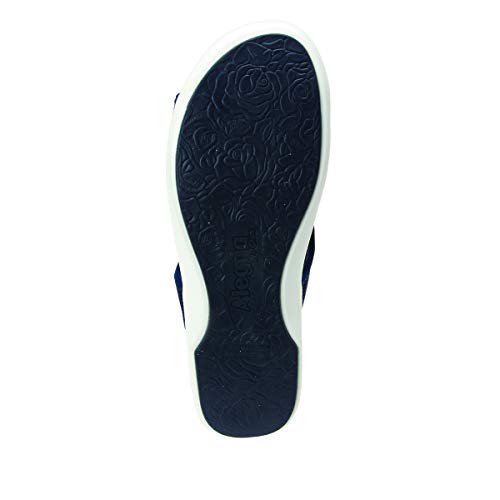 TRAQ by Alegria Qeen Womens Smart Walking Shoe Navy 7 M US