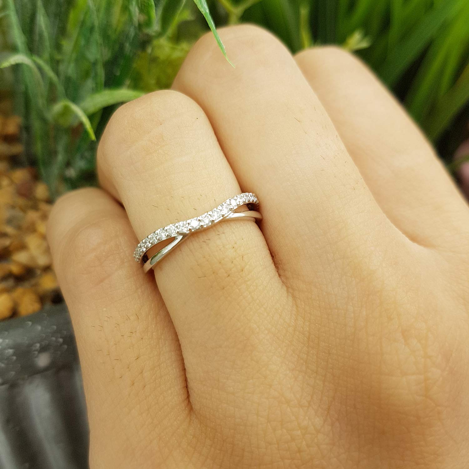 Dazzlingrock Collection 0.25 Carat (ctw) Round Lab Grown White Diamond Ladies Wedding Guard Contour Band 1/4 CT | 925 Sterling Silver, Size 7.5